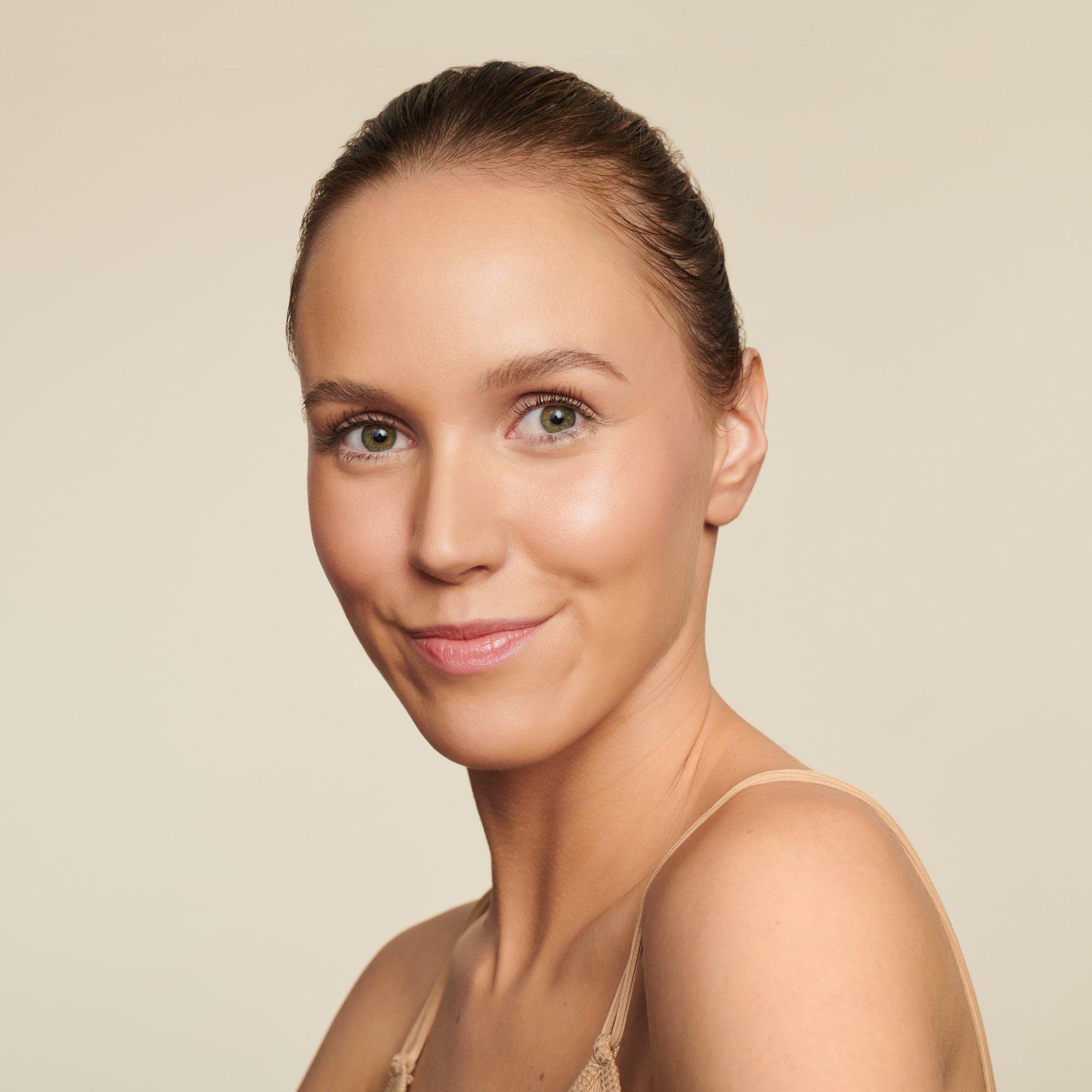 True Skin base de maquillaje hidratante