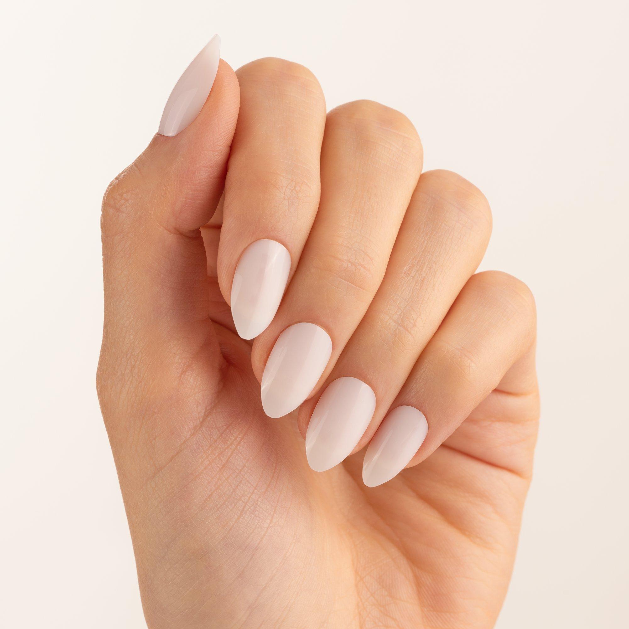essence nails in style KEEP IT BASIC online entdecken