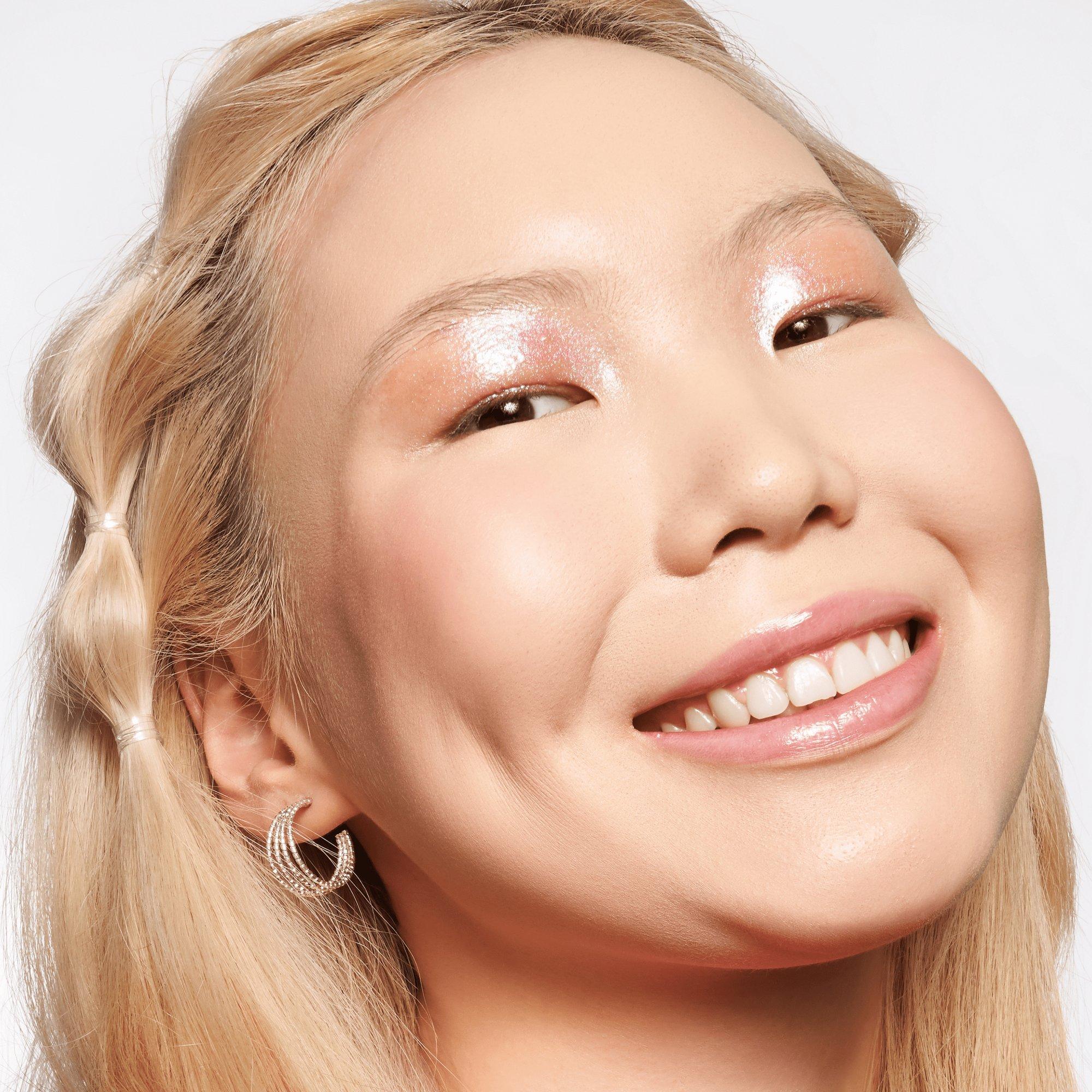 Buy essence NATURAL MATTE MOUSSE FOUNDATION online