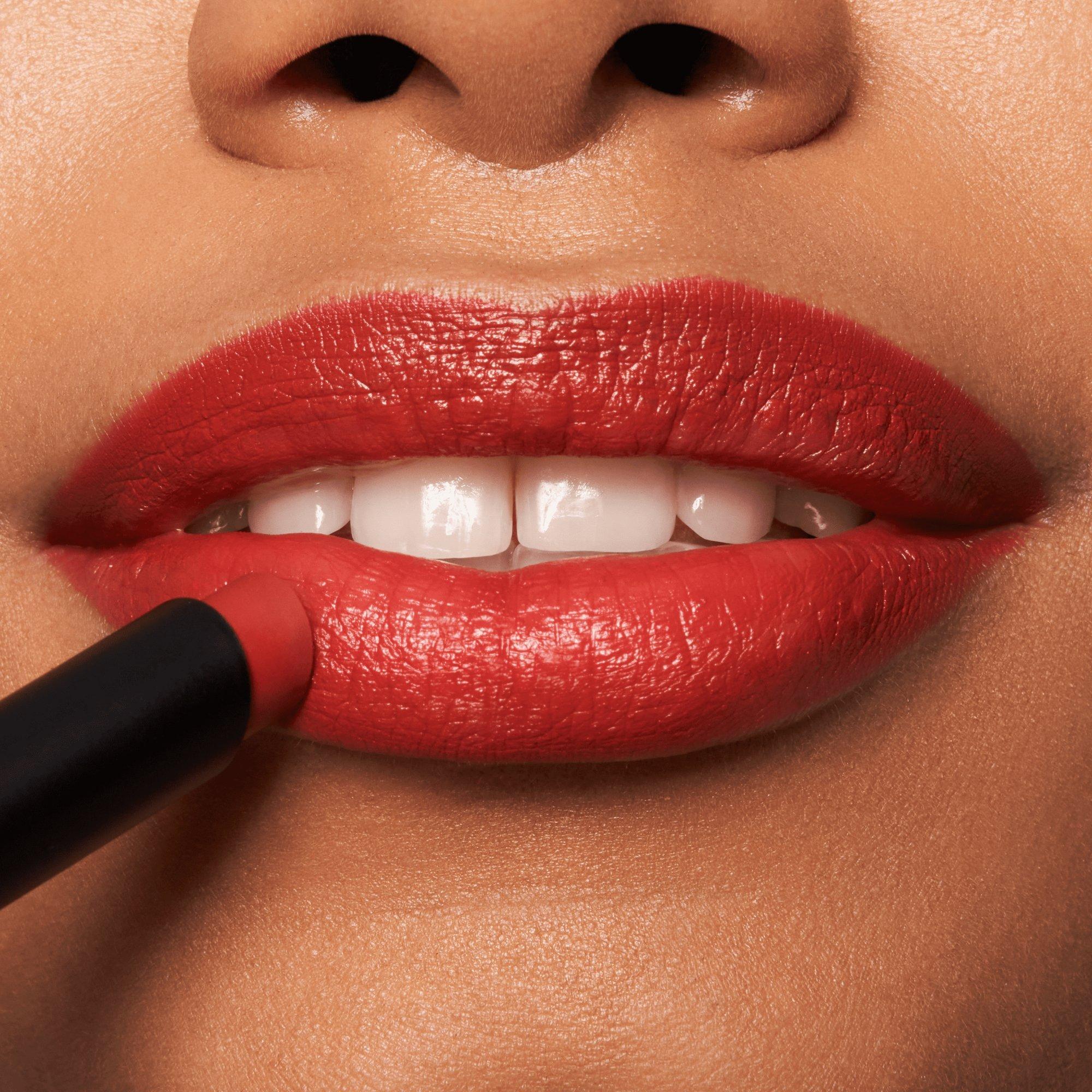 Buy essence THE slim STICK Brick Red online