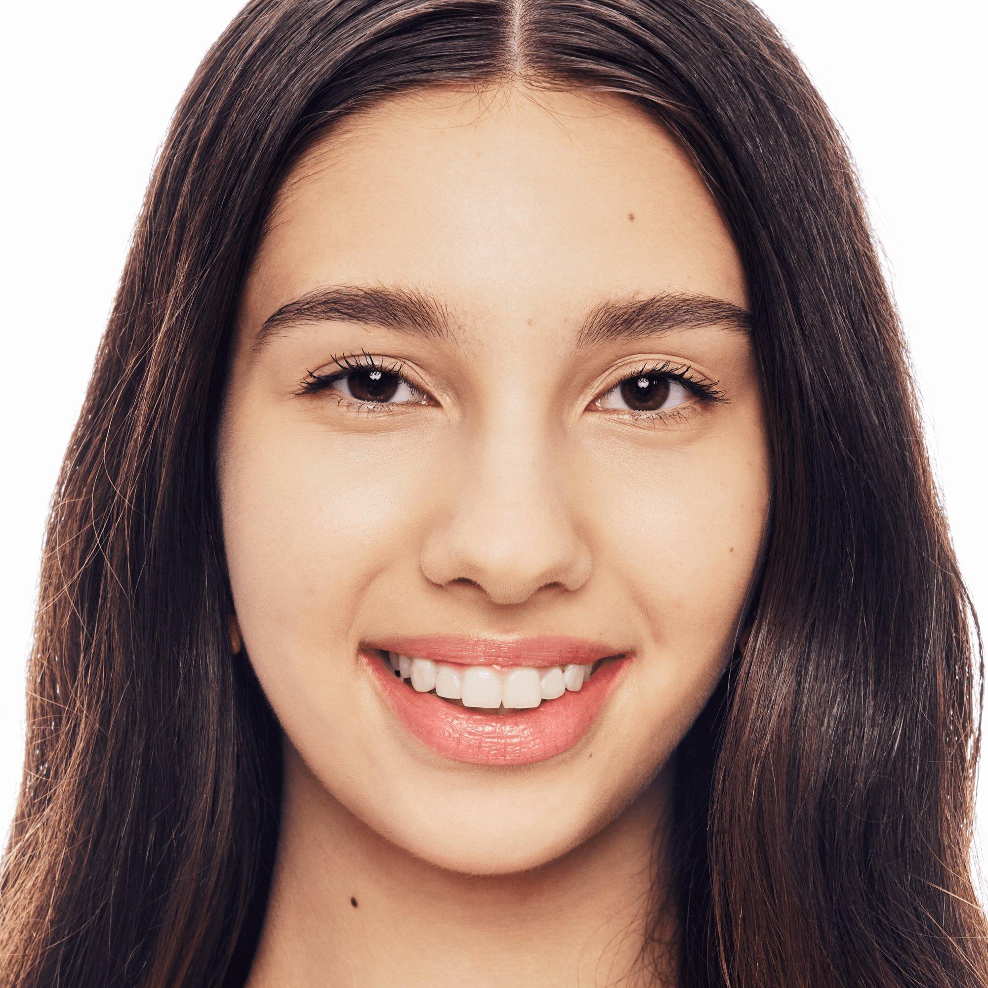 Buy essence eyebrow DESIGNER deep brown online