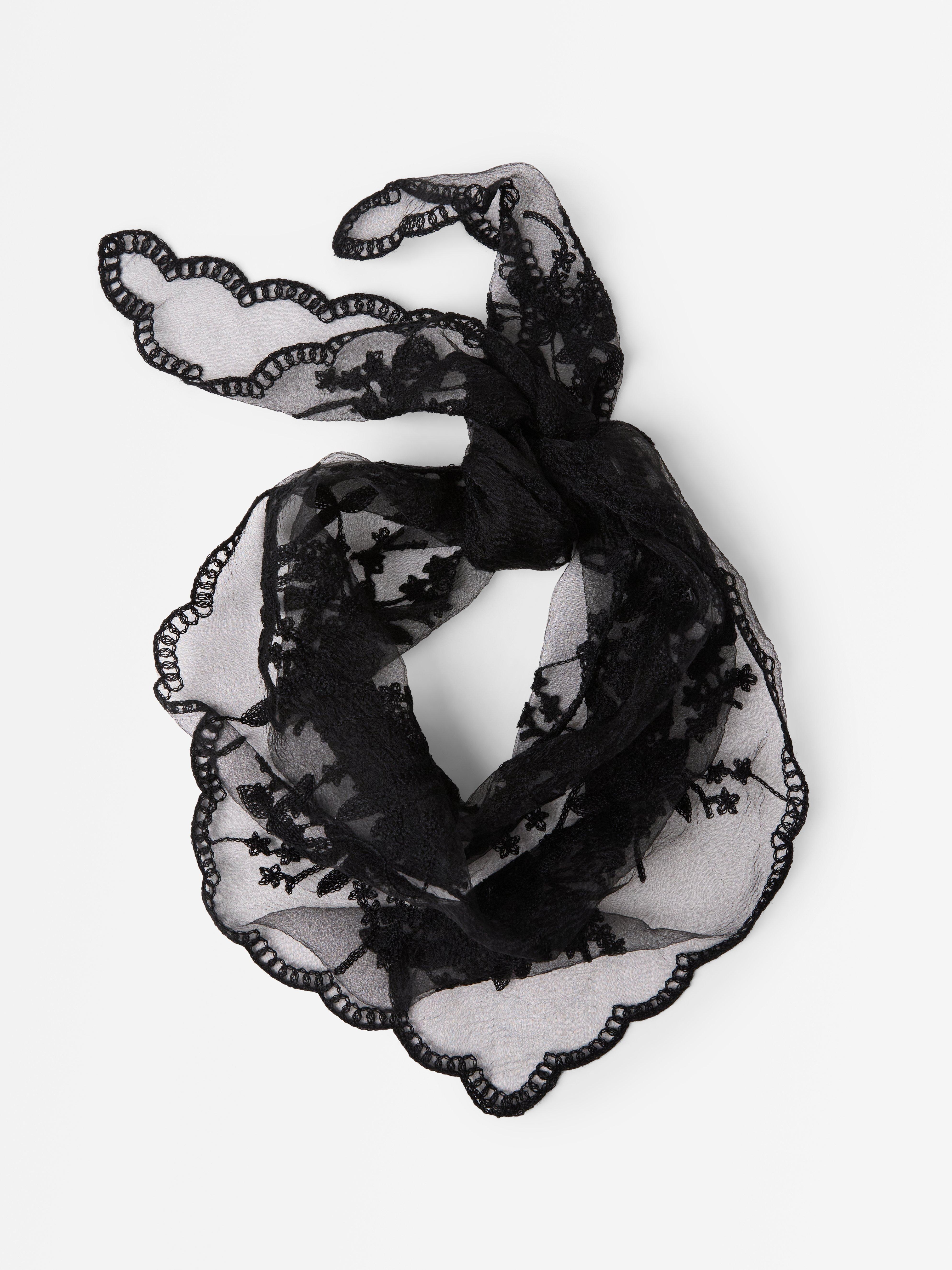 Scarf with lace | Lindex