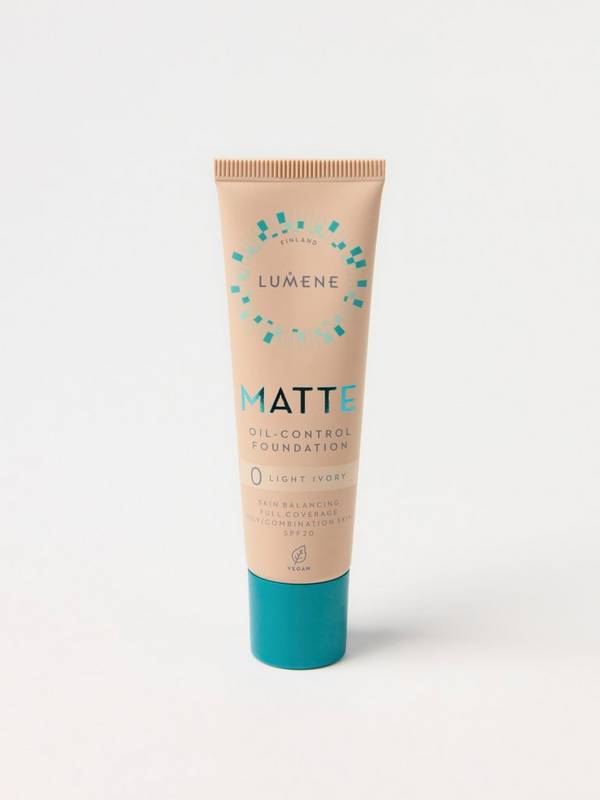 Lumene Matte Oil-Control Foundation | Lindex Lumene Matte Oil-Control Foundation | Lindex