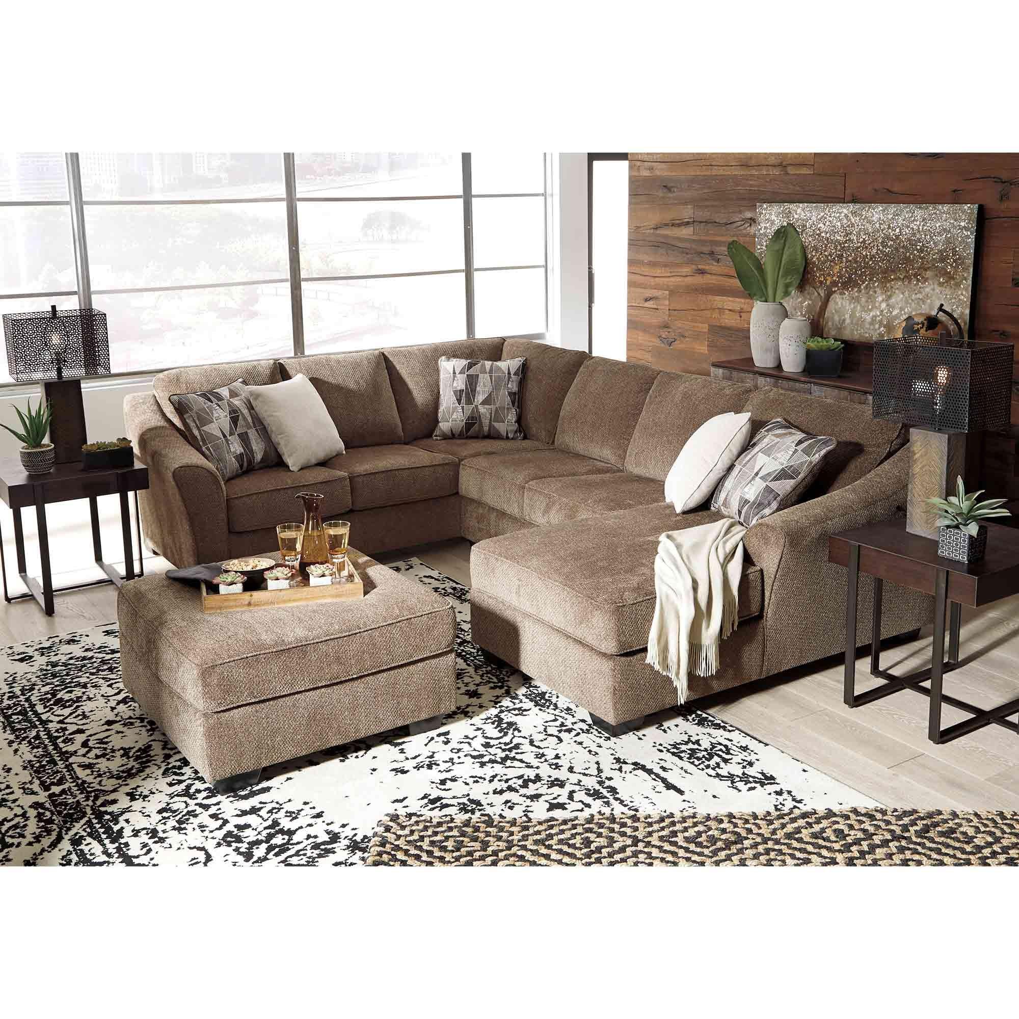 Raf Chaise Sectional Sofa | Baci Living Room