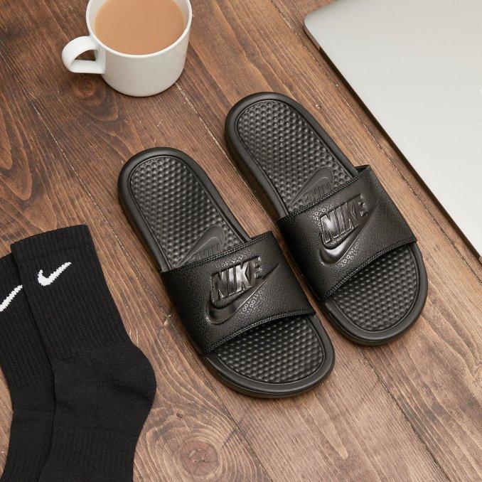 Las chanclas más recomendadas para este verano | JD Sports Blog