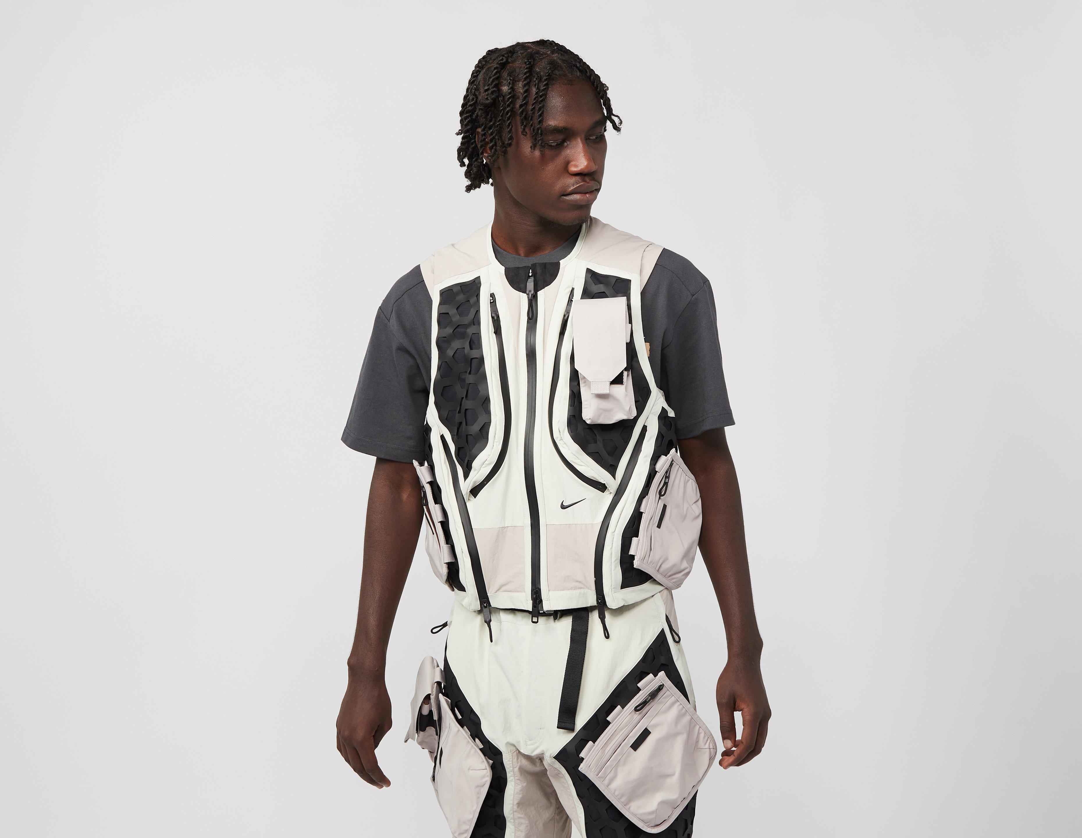 White Nike ISPA NRG Vest | Footpatrol