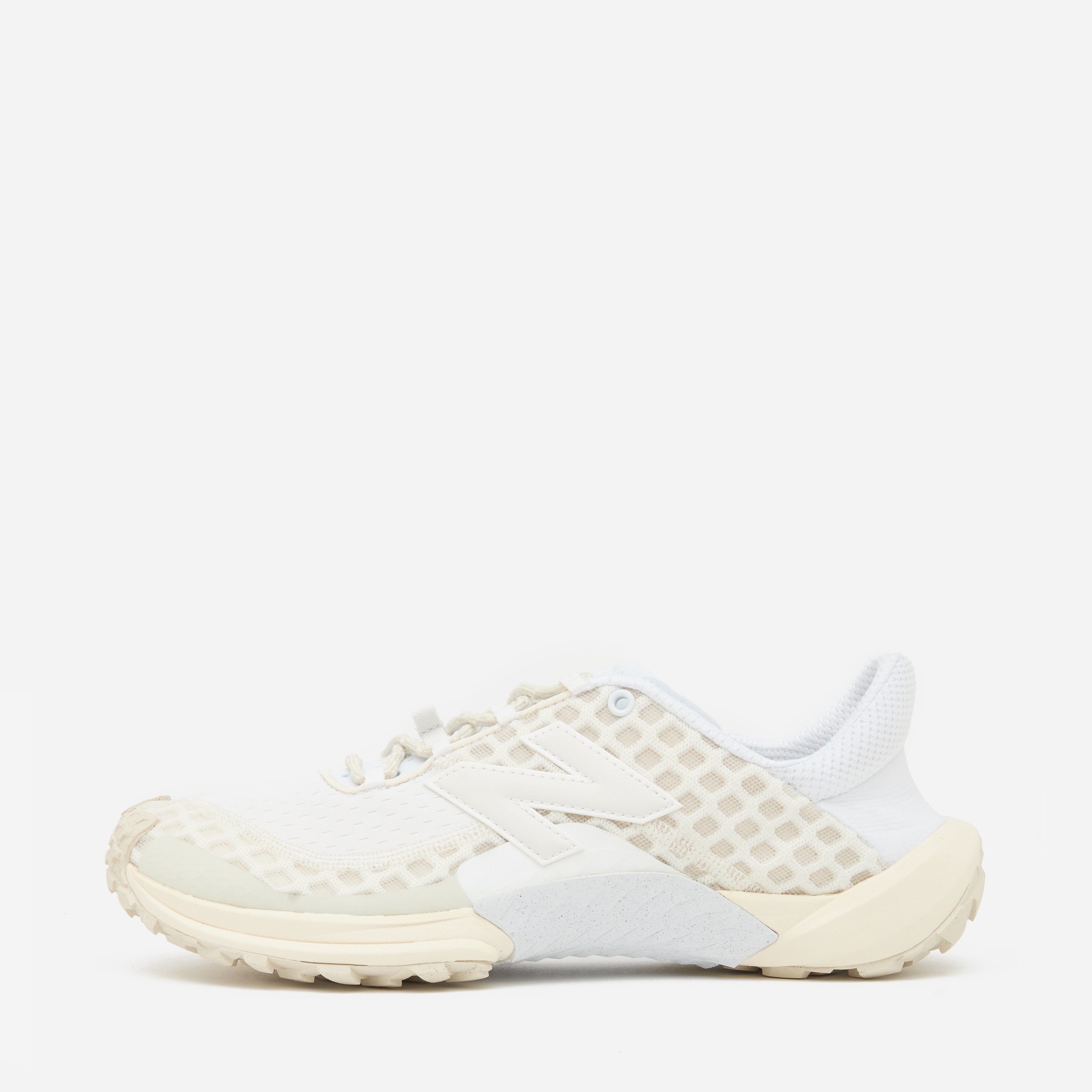White New Balance Minimus T10 | HIP