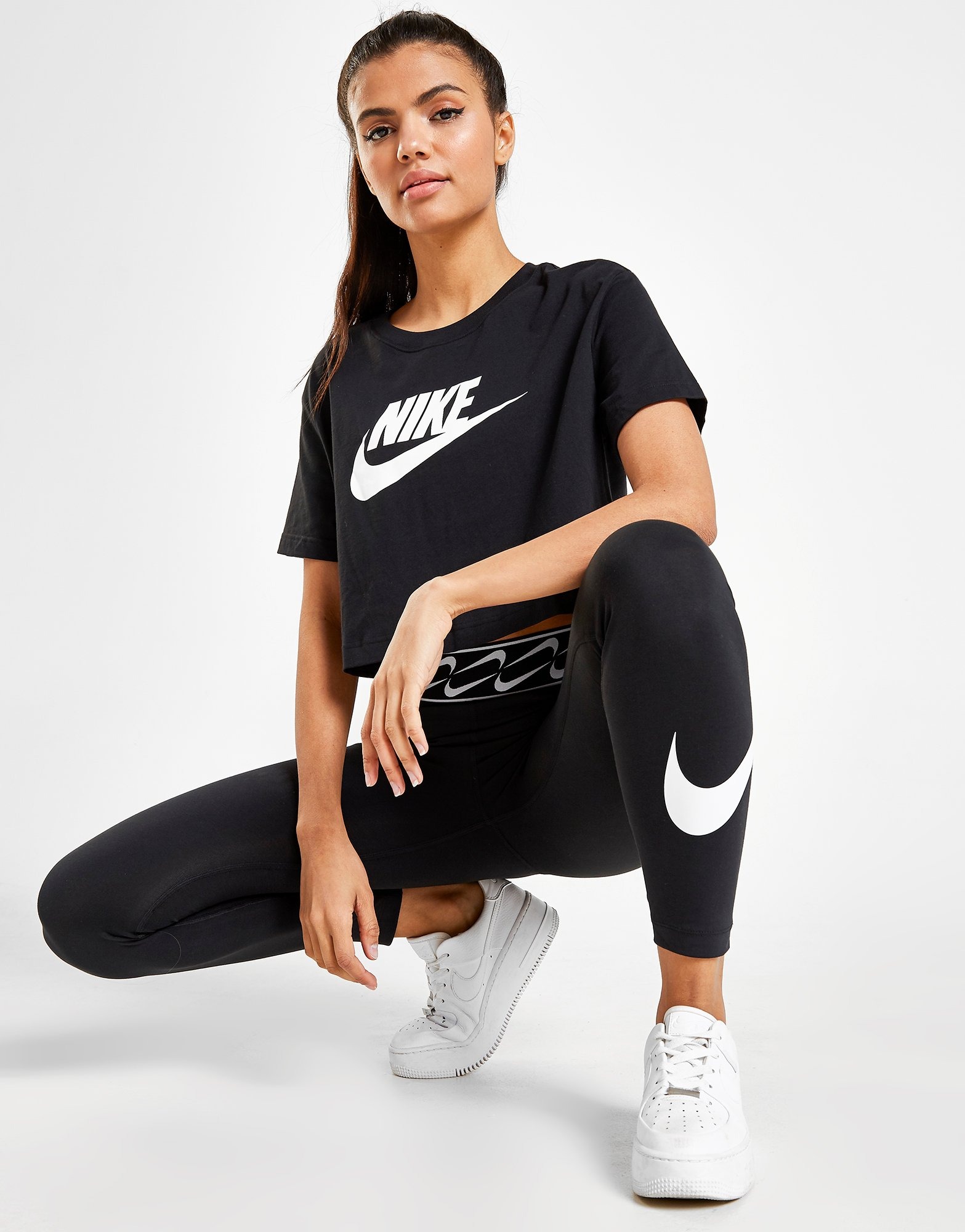 Nike Essential Futura Crop T Shirt Damen Schwarz Jd Sports Österreich