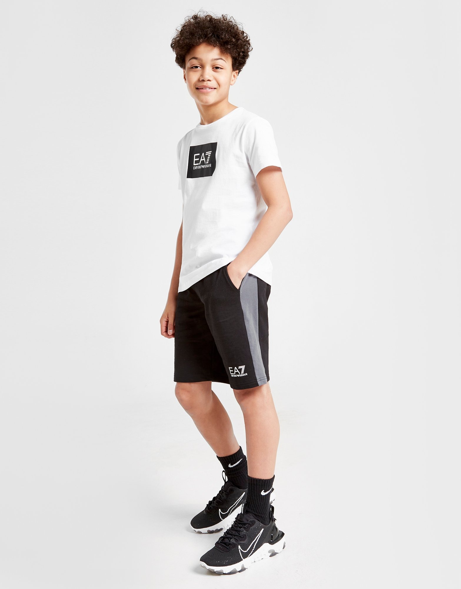 Black Emporio Armani EA7 Core fleece short met kleurblokken junior | JD ...