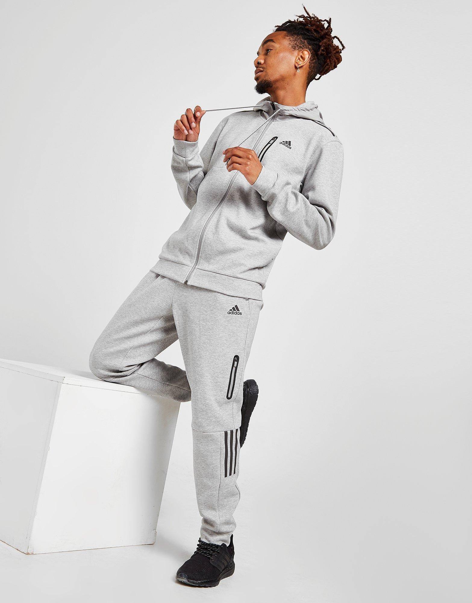 On a large scale methane Mona Lisa cucitura interna adidas pantalone ...