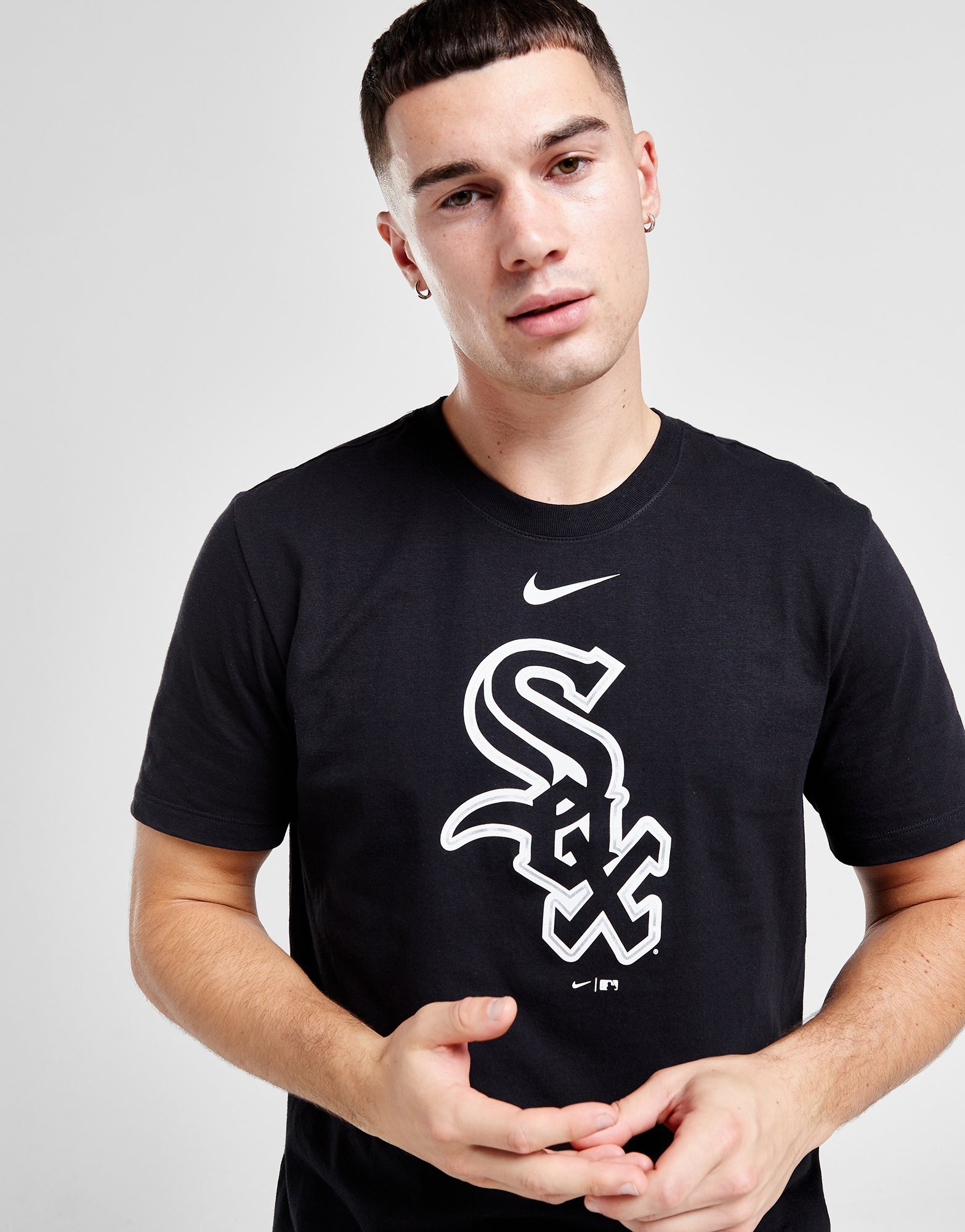 Black Nike Mlb Dri Fit Chicago White Sox T Shirt Jd Sports Global
