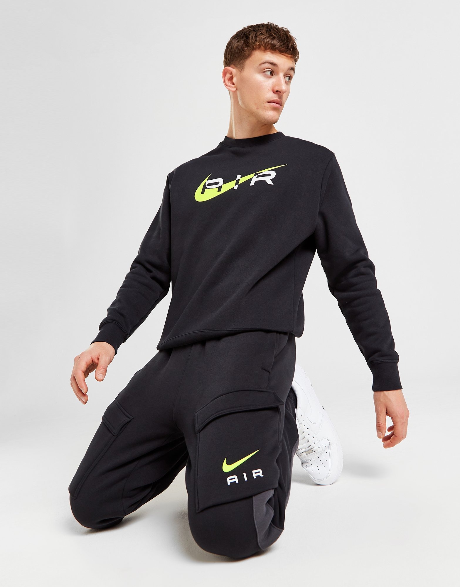 Nike Air Cargo Joggers Em Preto Jd Sports