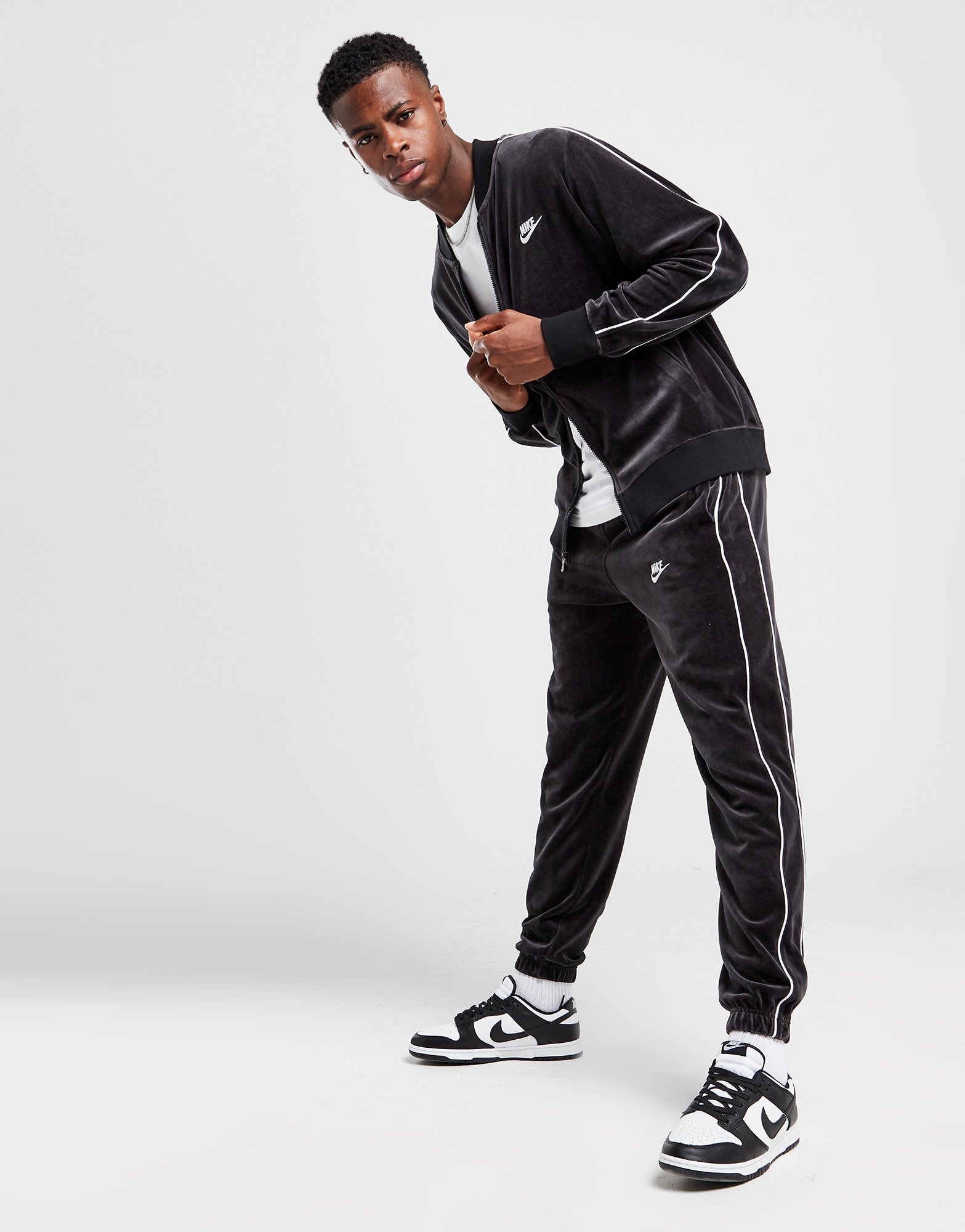 Nike Club Velour Track Pant In Nero Jd Sports