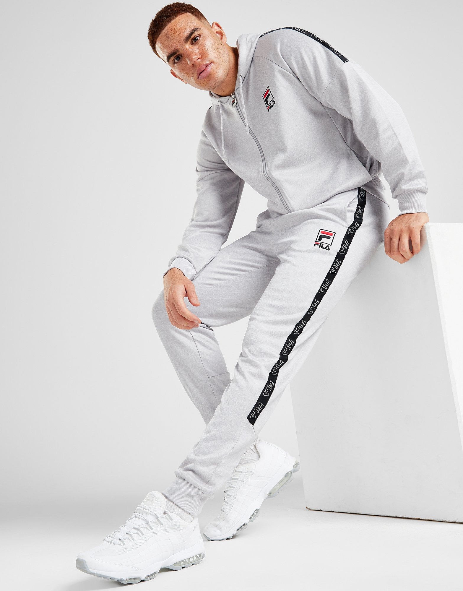 Fila Dean Track Pants in Grigio | JD Sports