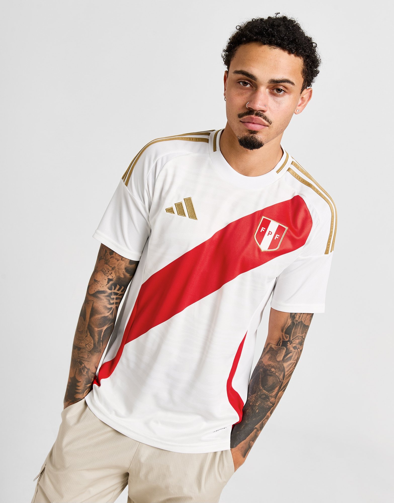 adidas Peru 2024 Home Shirt em Branco | JD Sports