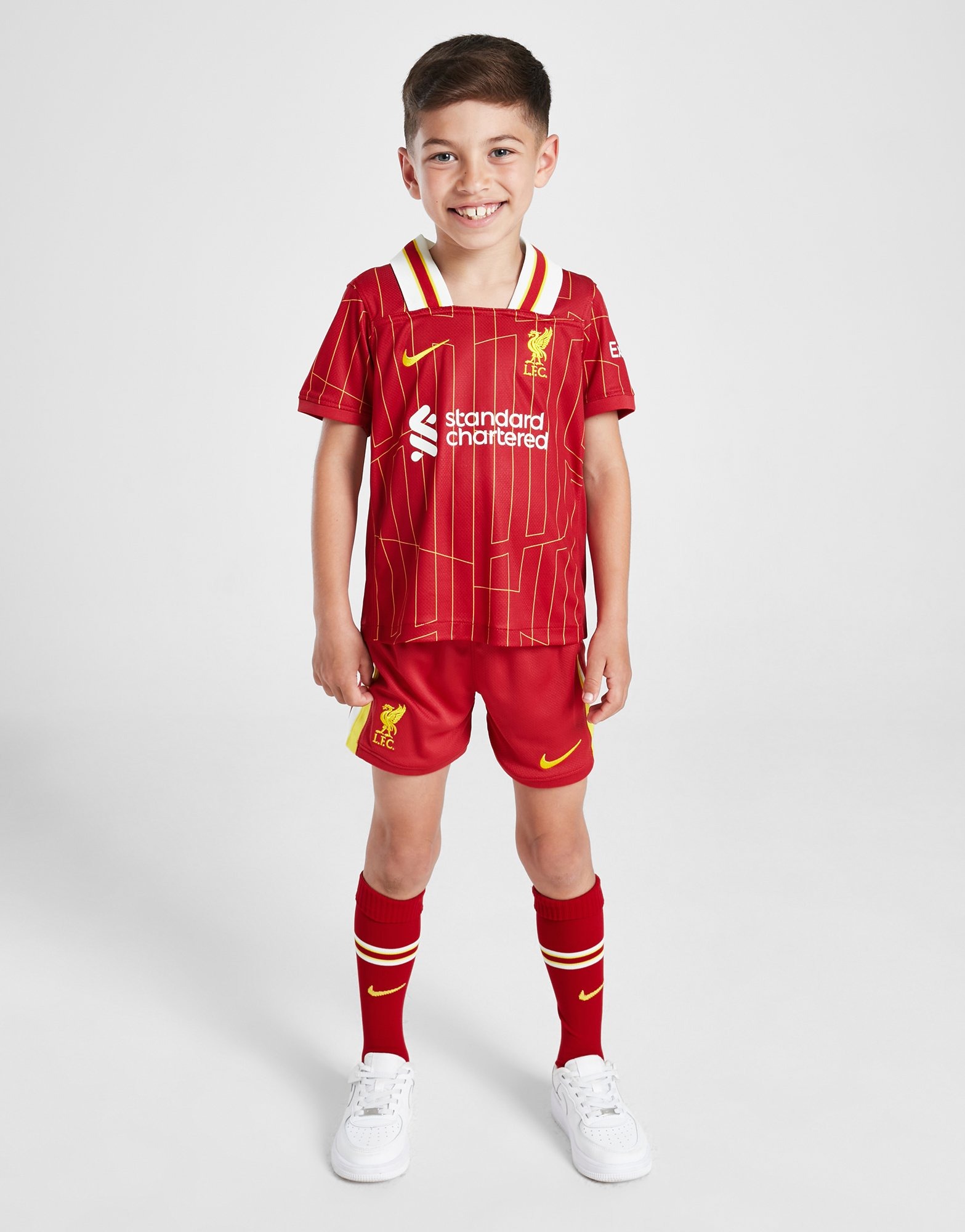 Nike Liverpool FC 2024/25 Home Kit Children em Vermelho | JD Sports