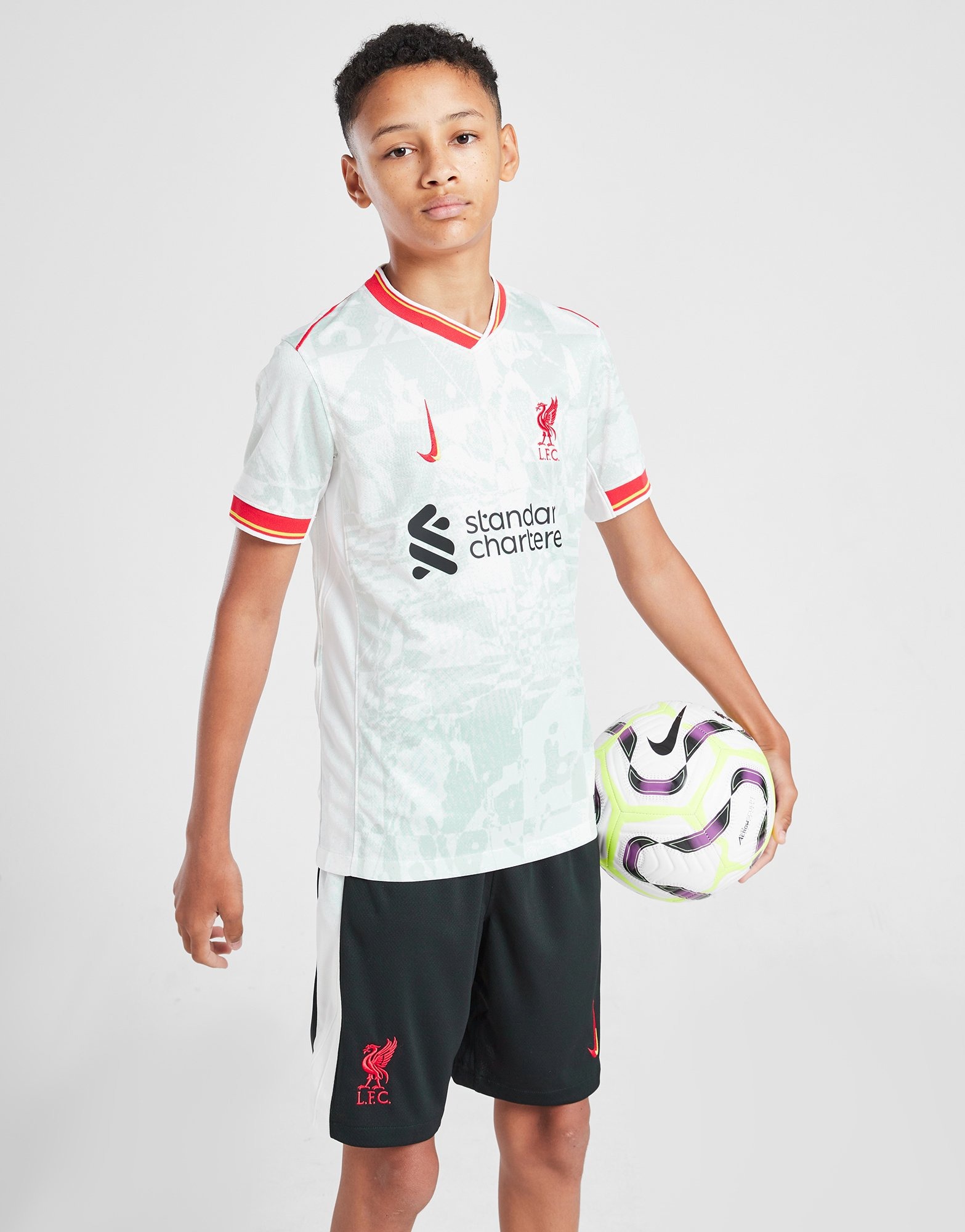 Black Nike Liverpool FC 2024/25 Third Shorts Junior - JD Sports Global