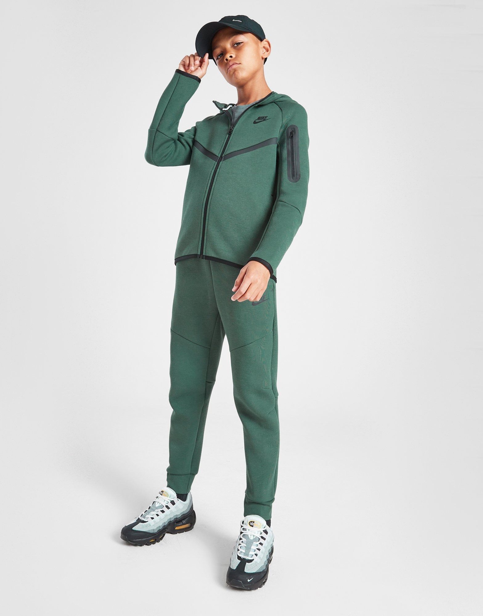 Black Nike Tech Fleece Hoodie Junior's - JD Sports