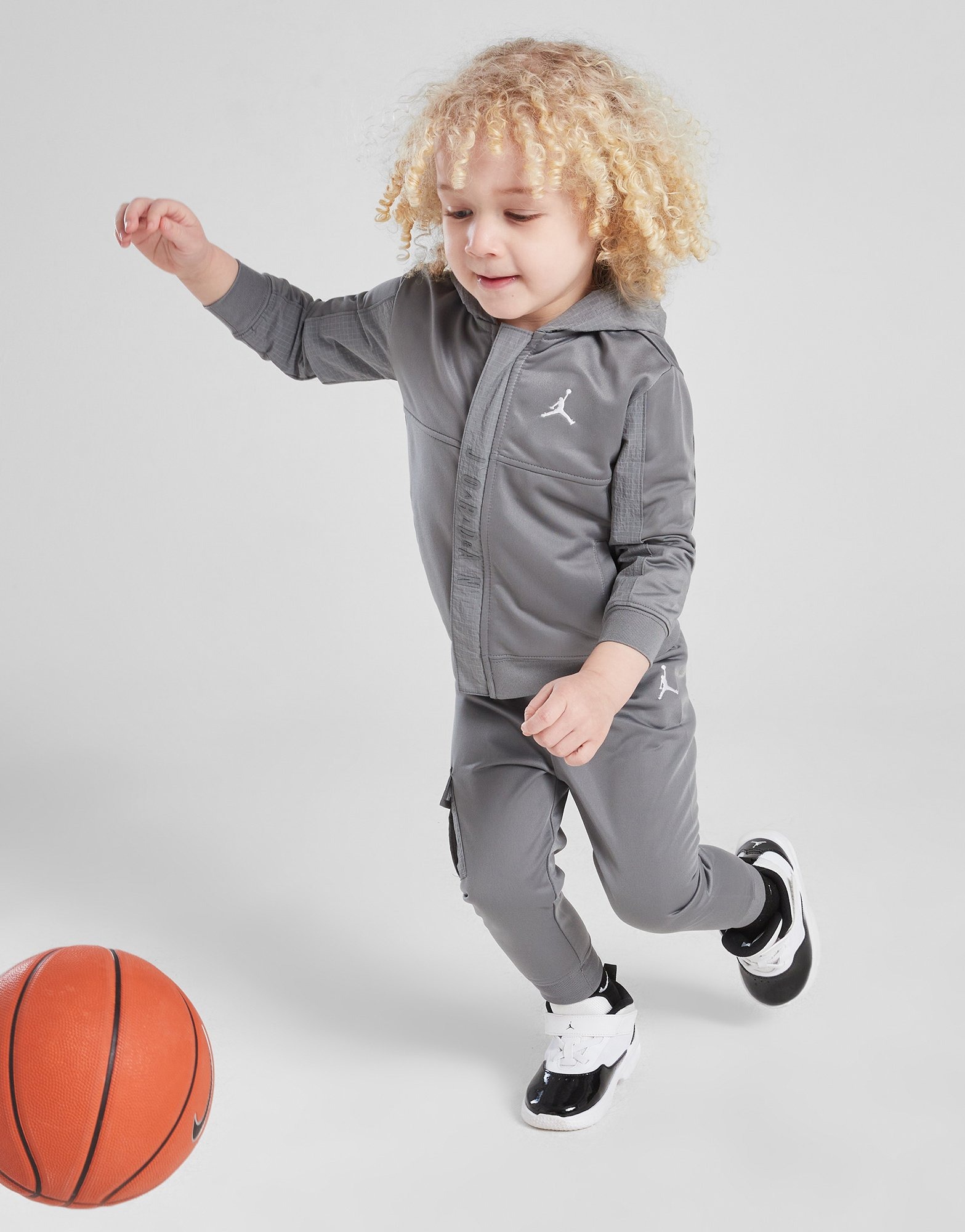 Baby jordan tracksuit store