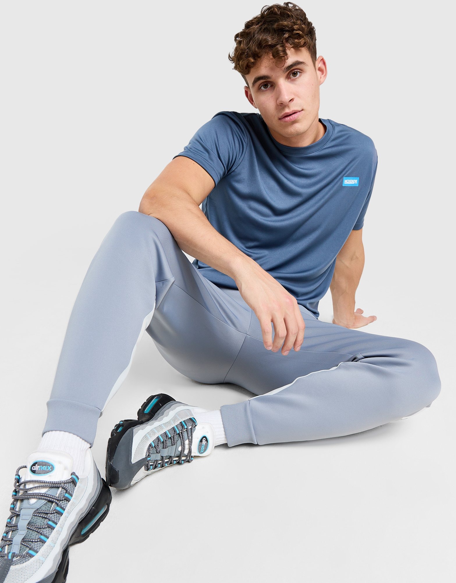 Blauw McKenzie Dalston T-Shirt - JD Sports Nederland