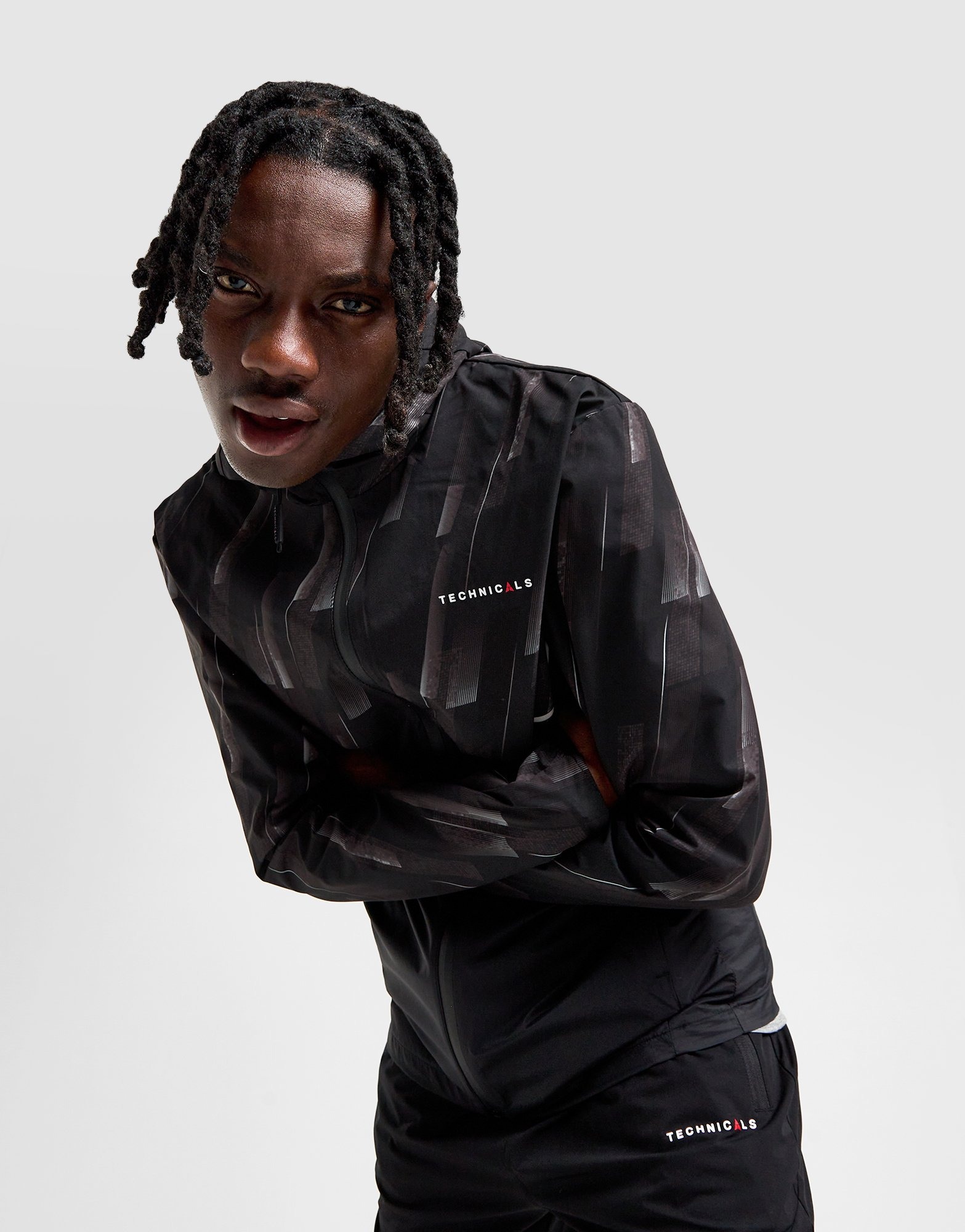 Black Technicals Motion Jacket | JD Sports