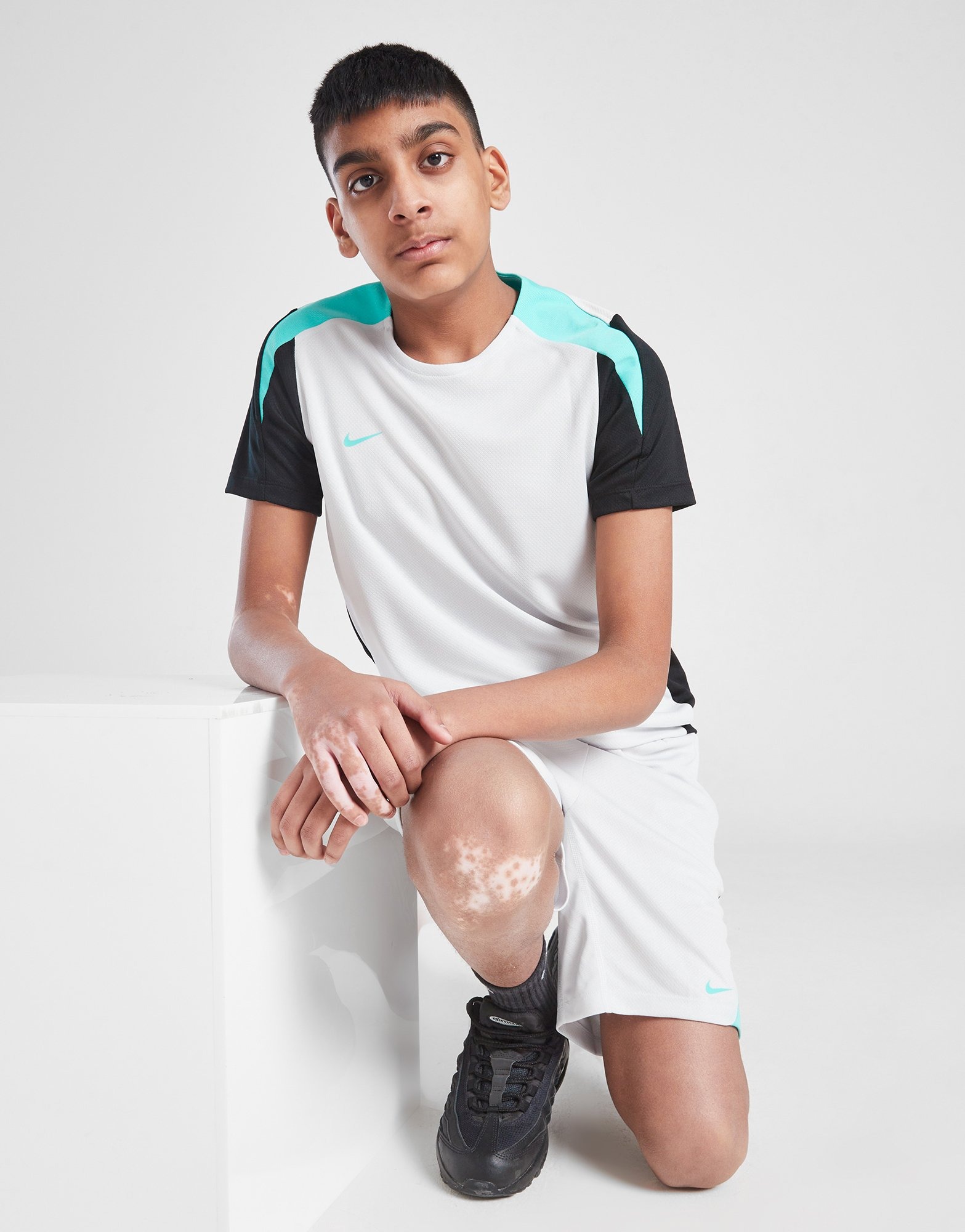 Brown Nike Strike Shorts Junior - JD Sports Global