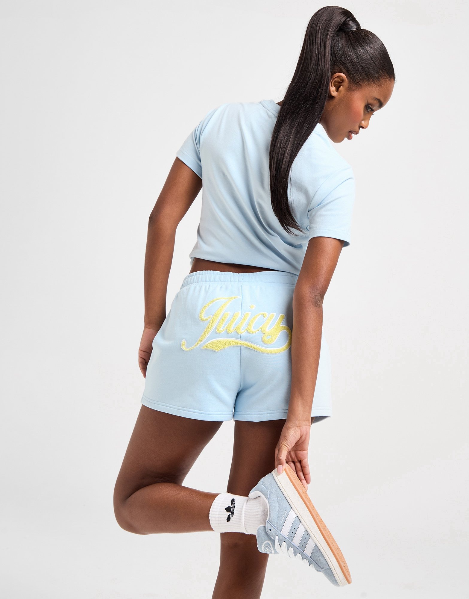 Sininen JUICY COUTURE Script Boucle Logo Shorts - JD Sports Finland