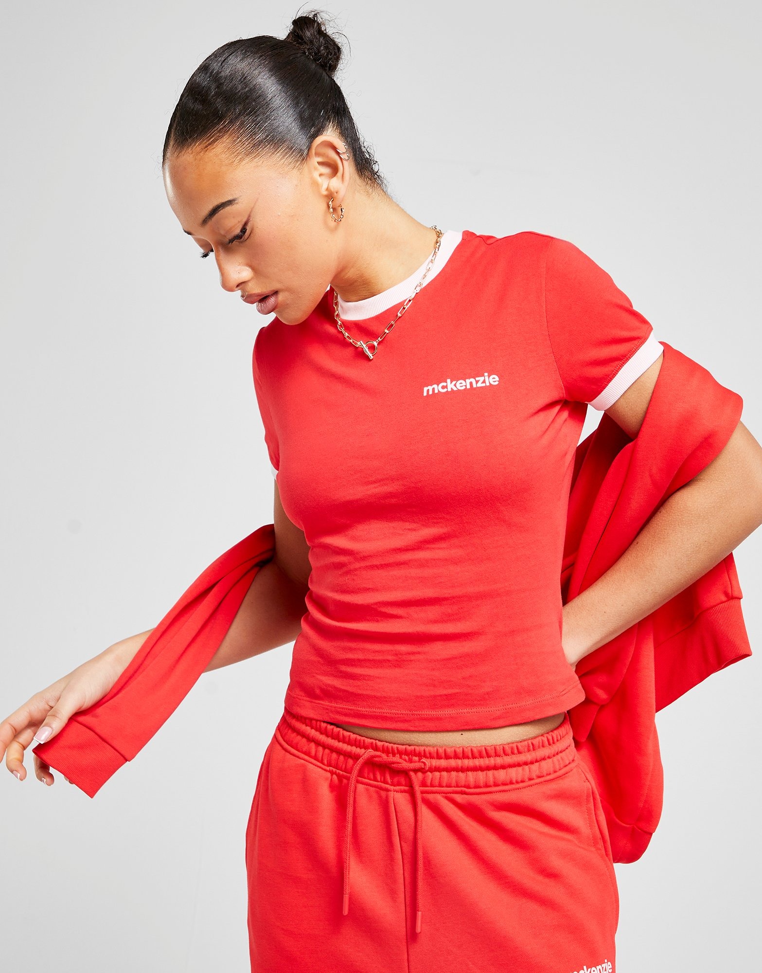 McKenzie Camiseta Ringer en Rojo - JD Sports España