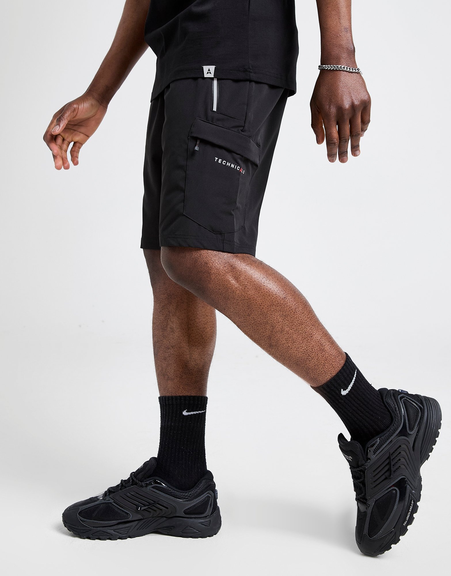 Technicals Dacite Shorts Schwarz - JD Sports Deutschland
