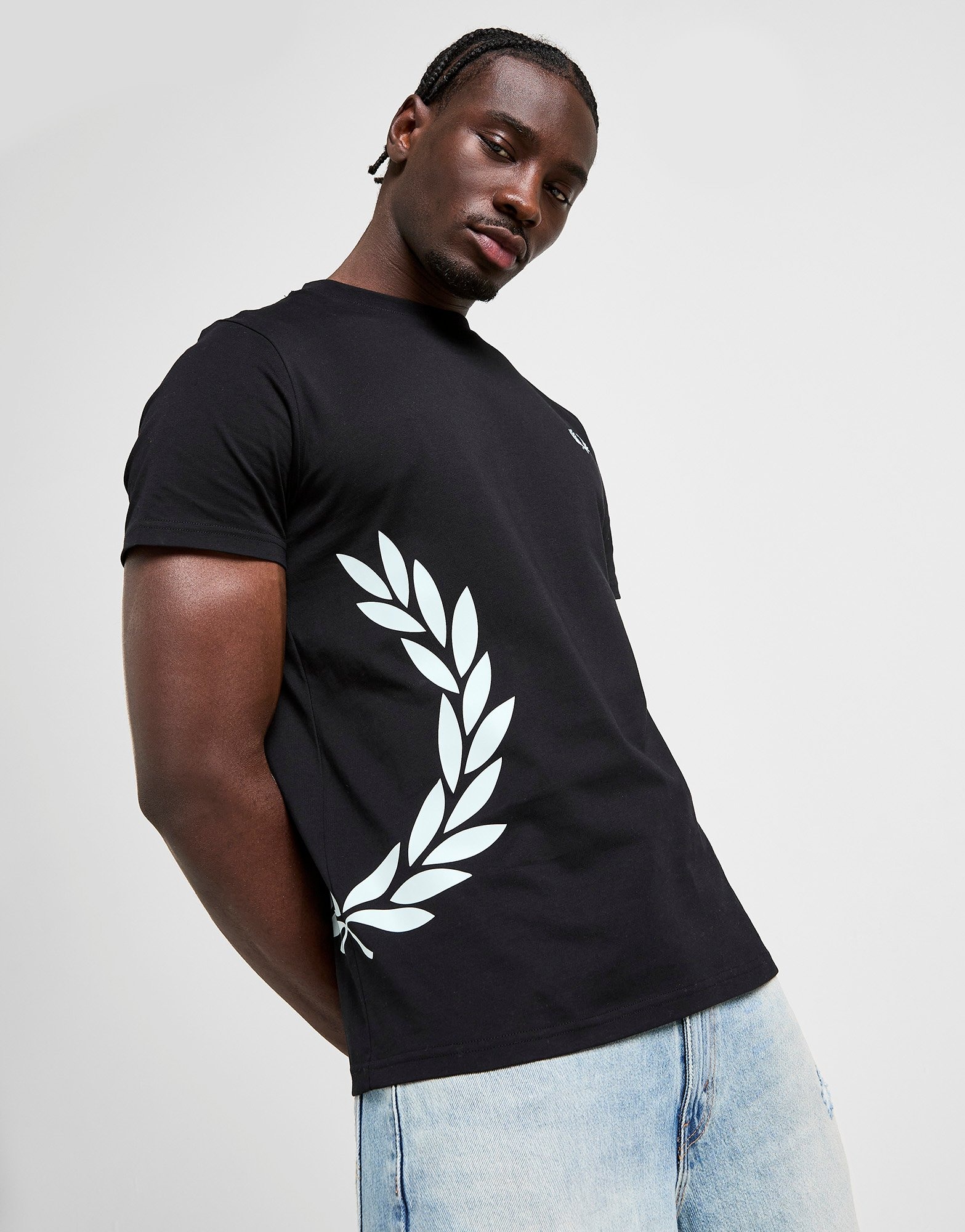 Zwart Fred Perry Oversized Laurel Wreath T-Shirt - JD Sports Nederland