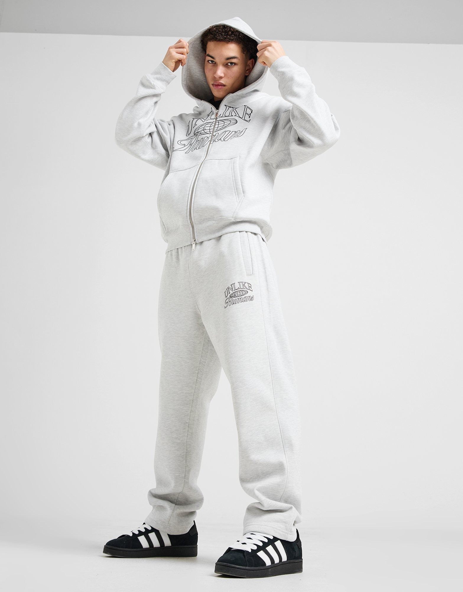 Unlike Humans Joggers International en Gris - JD Sports España