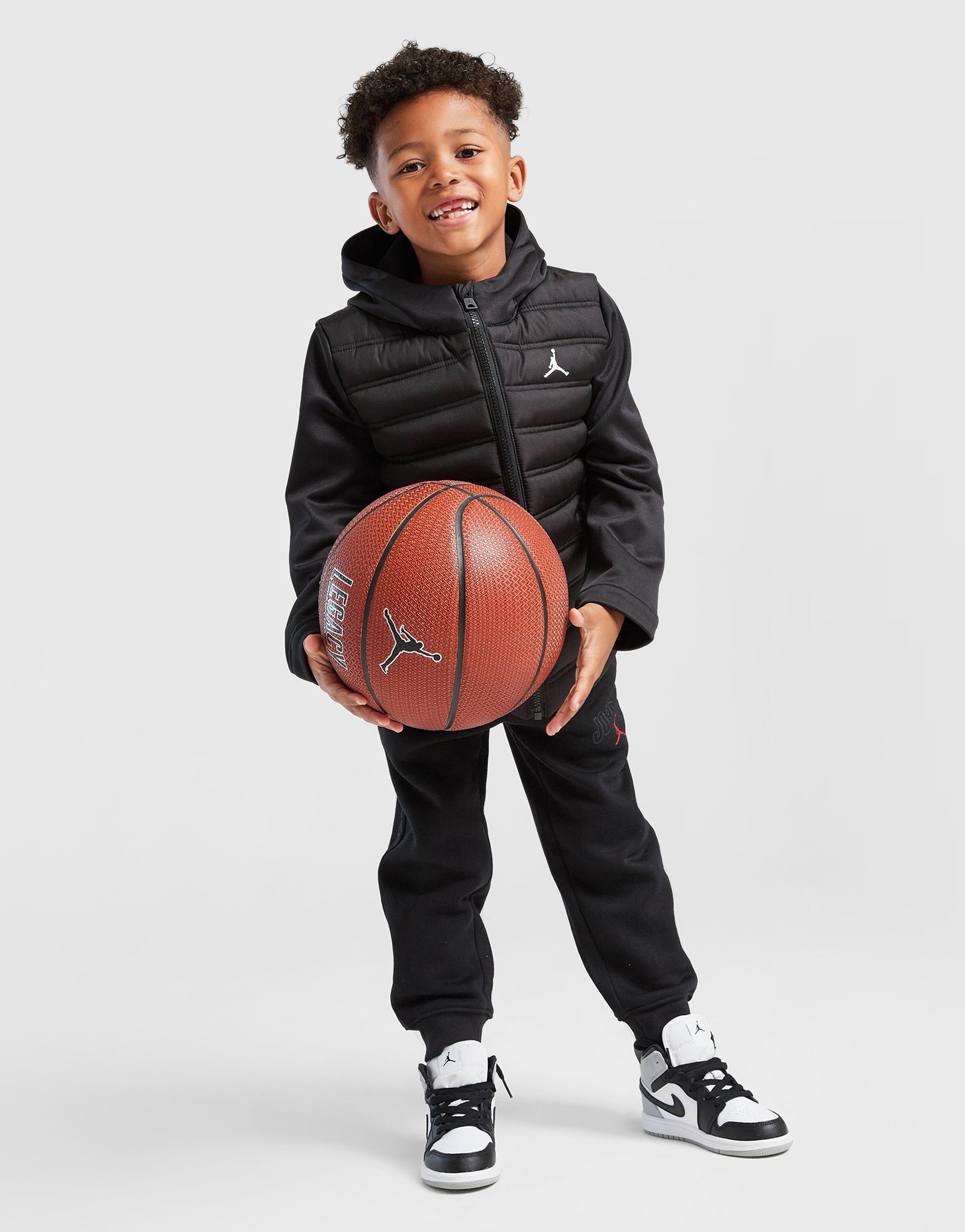 Black Jordan Hybrid Jacket Children | JD Sports UK