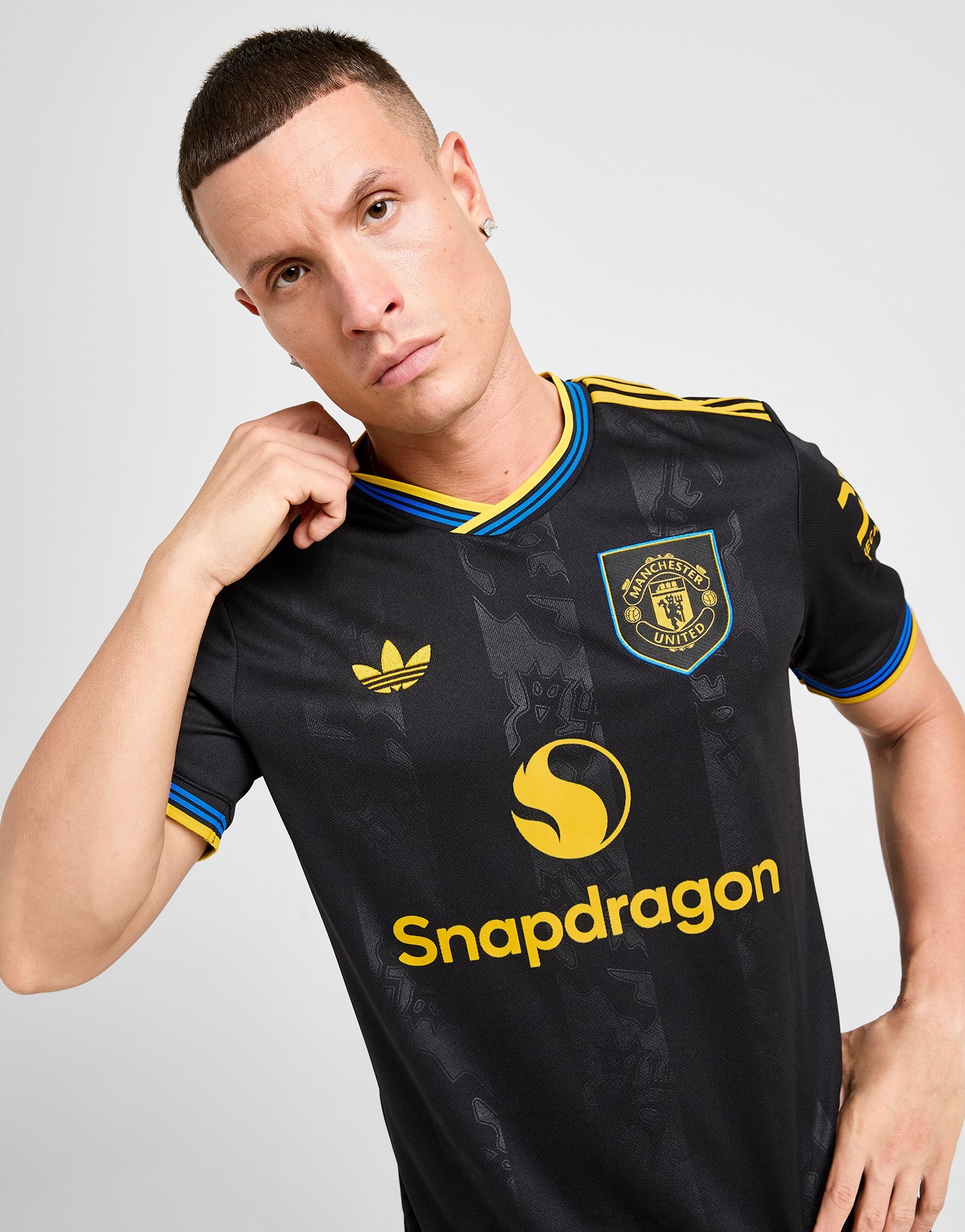 Black adidas Originals Manchester United 25/26 Third Jersey - JD Sports ...