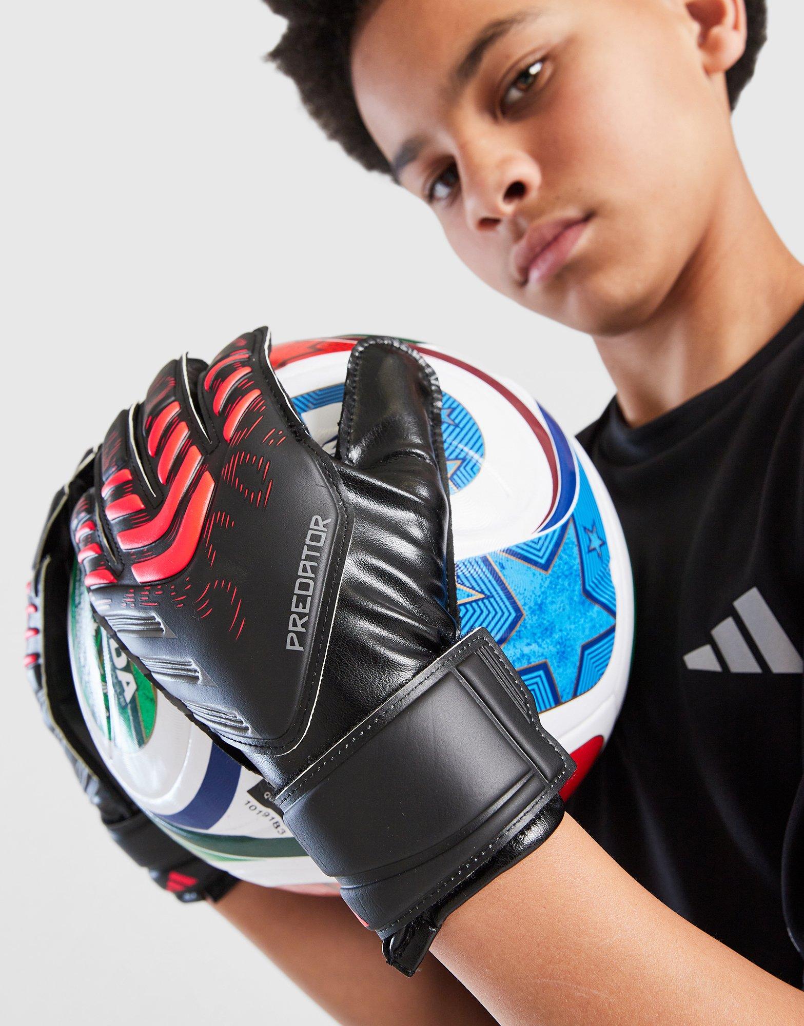 Black adidas Predator Goalkeeper Gloves Junior - JD Sports Australia