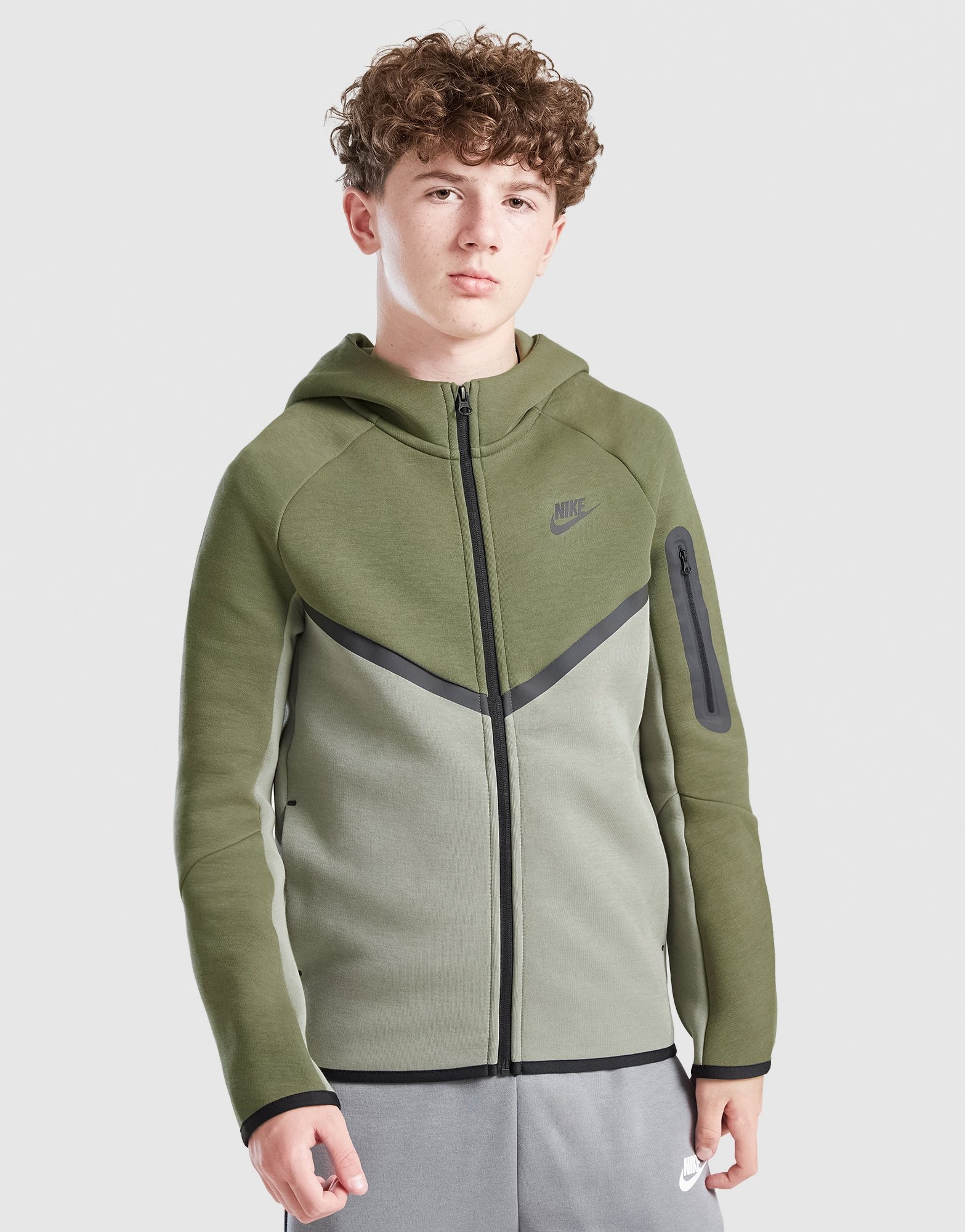 Green Nike Tech Fleece Full Zip Hoodie Junior - JD Sports Ireland