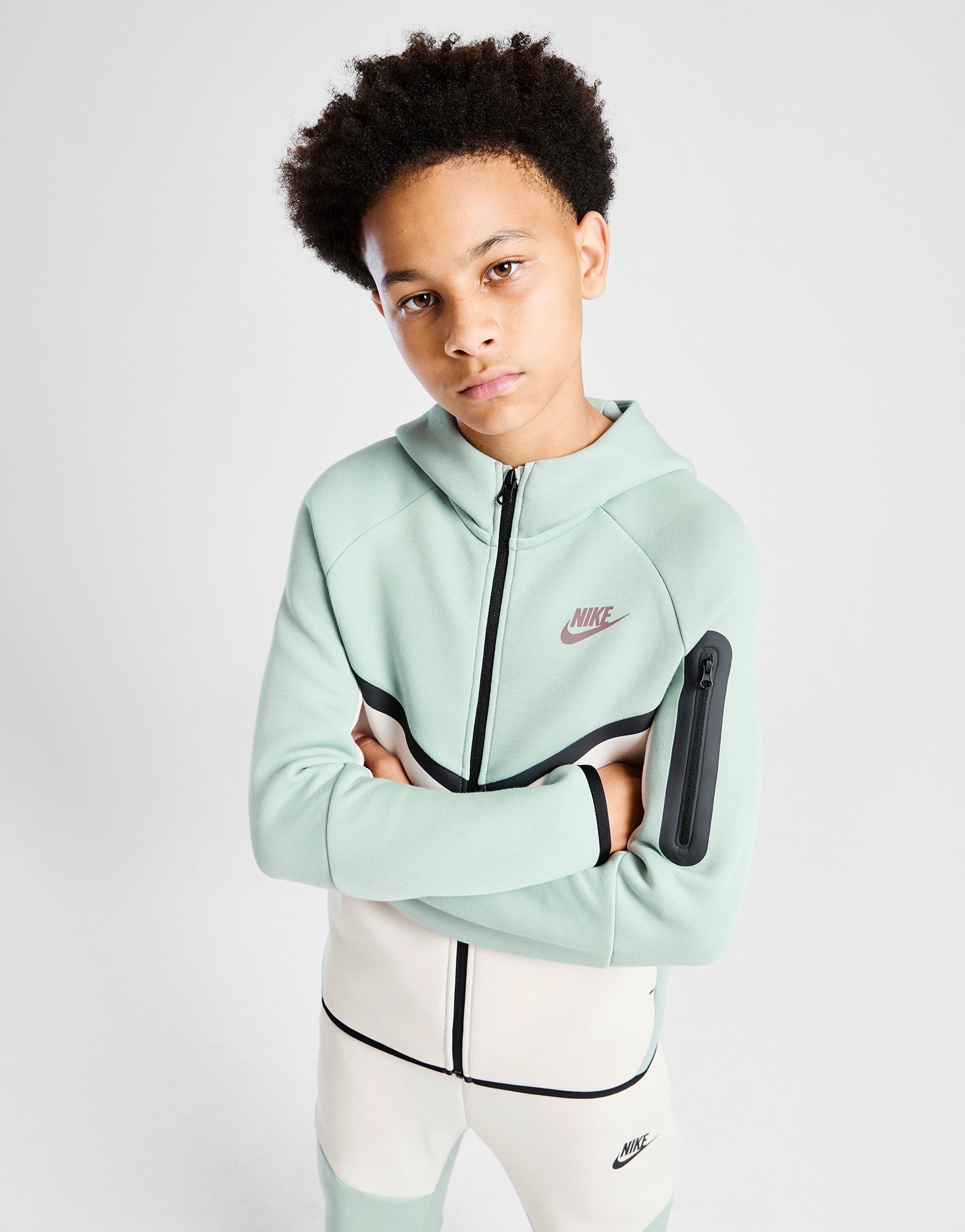 Green Nike Tech Fleece Hoodie Junior's - JD Sports NZ