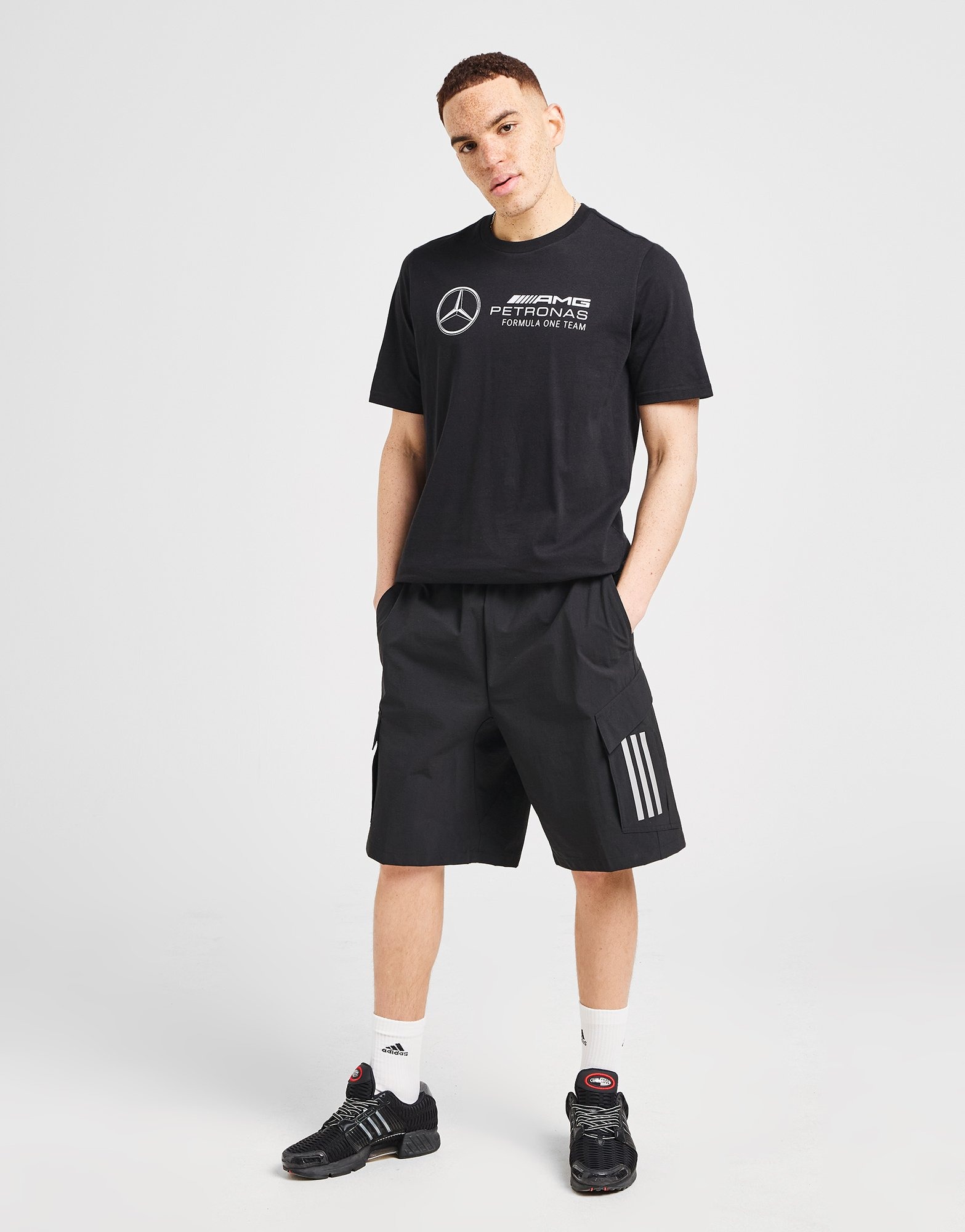 adidas MERCEDES - SHORT AMG PETRONAS FORMULA ONE TEAM MECHANICS Noir ...