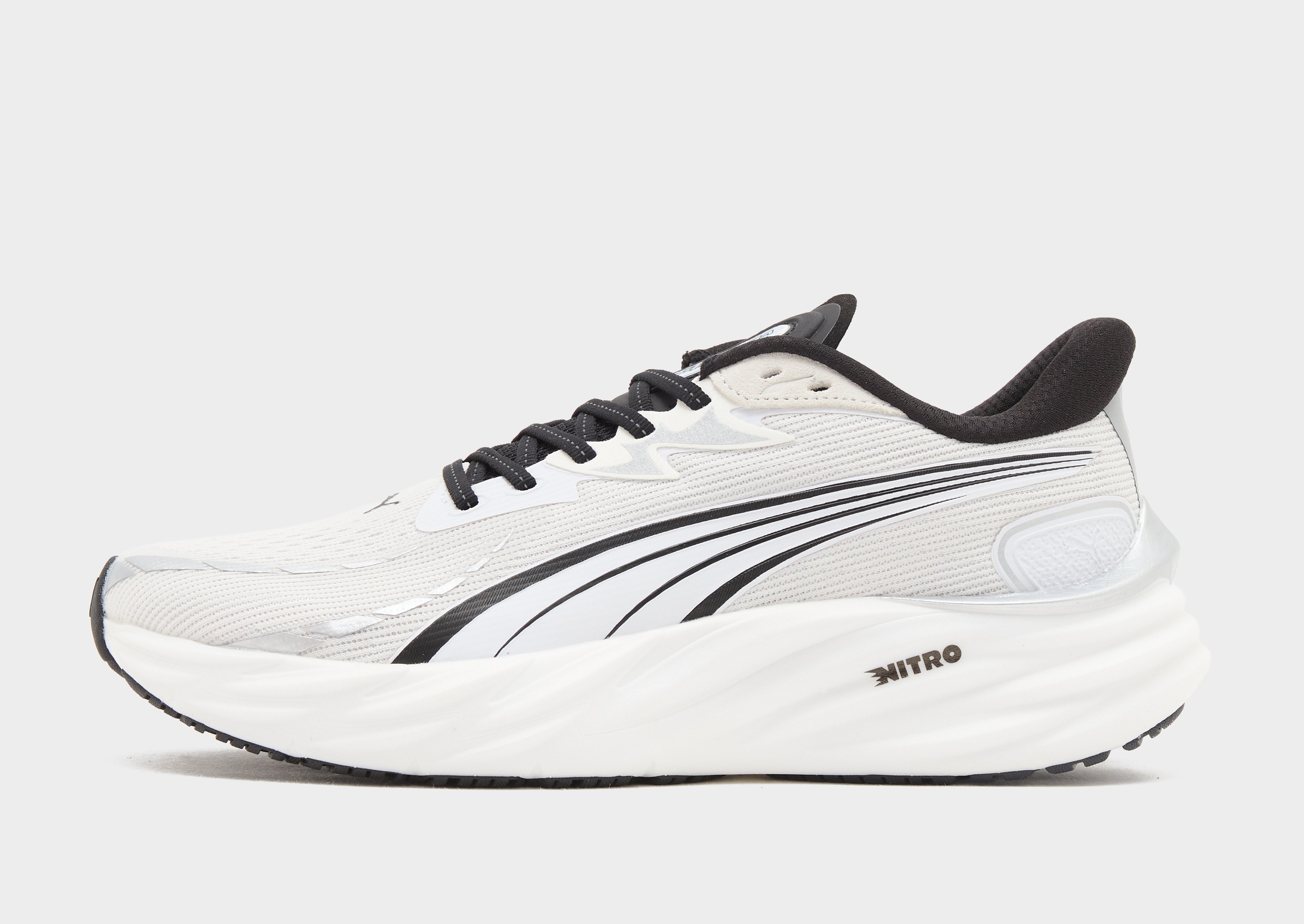 White PUMA VELOCITY NITRO 4 - JD Sports NZ