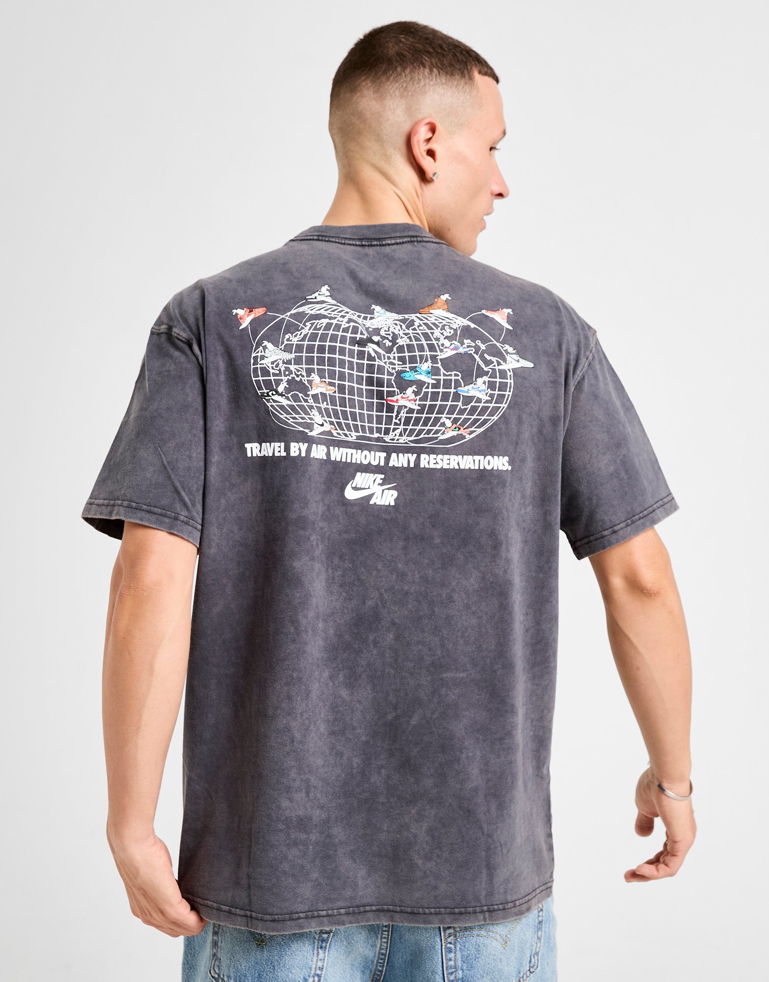Black Nike Washed Globe Graphic T-Shirt | JD Sports UK