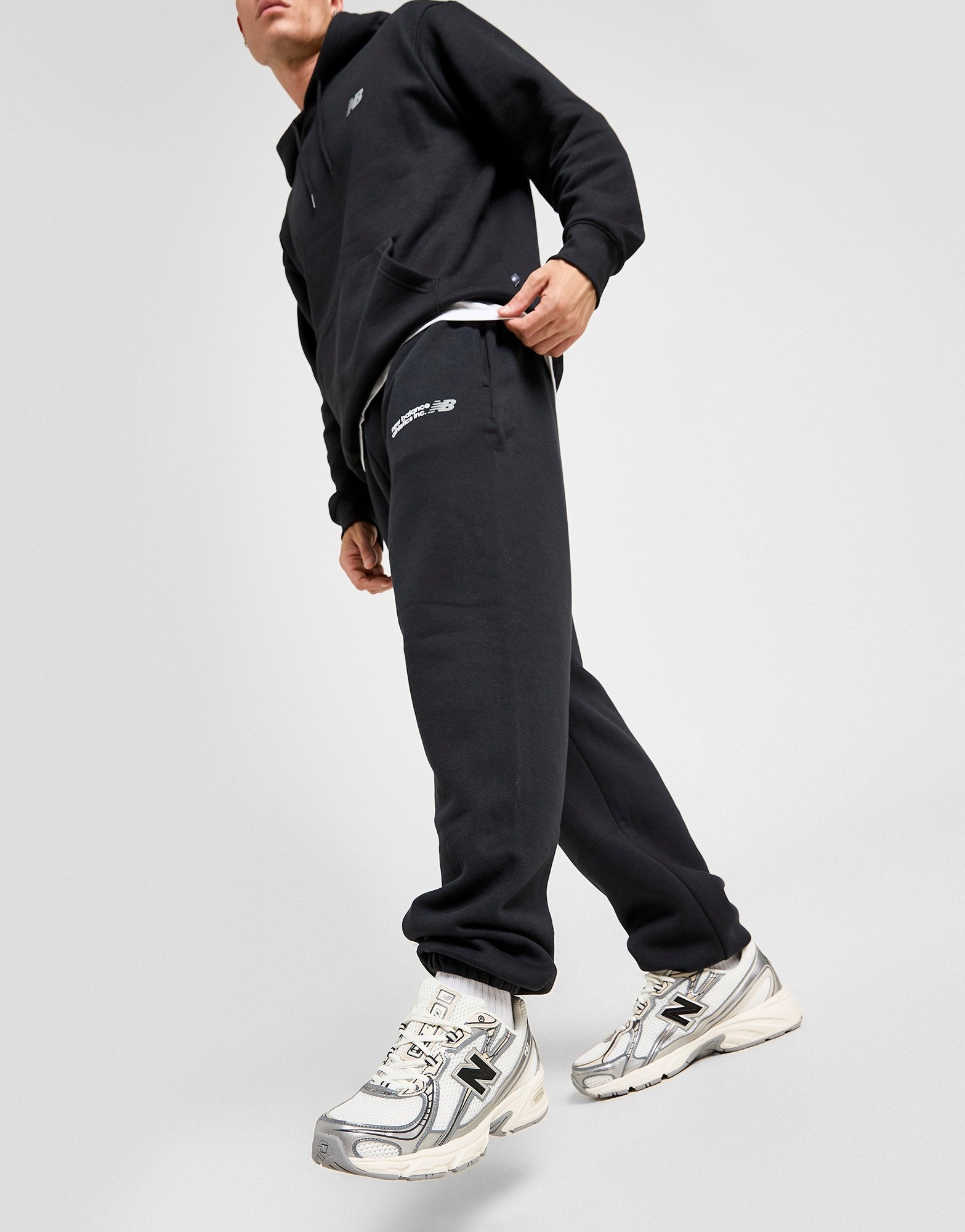 Black New Balance Core Logo Joggers - JD Sports Australia