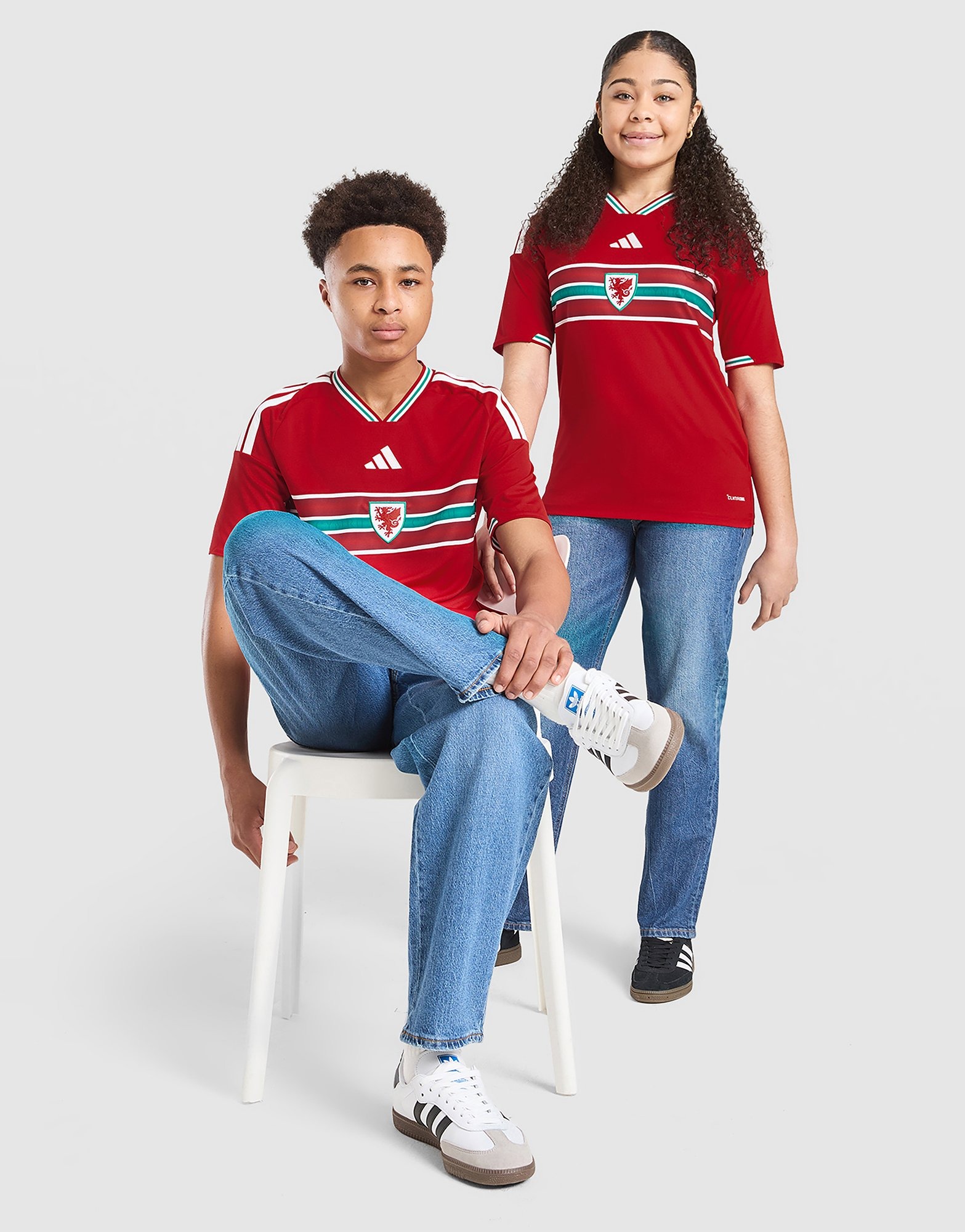 Punainen adidas Wales 2026 Home Shirt Junior - JD Sports Finland
