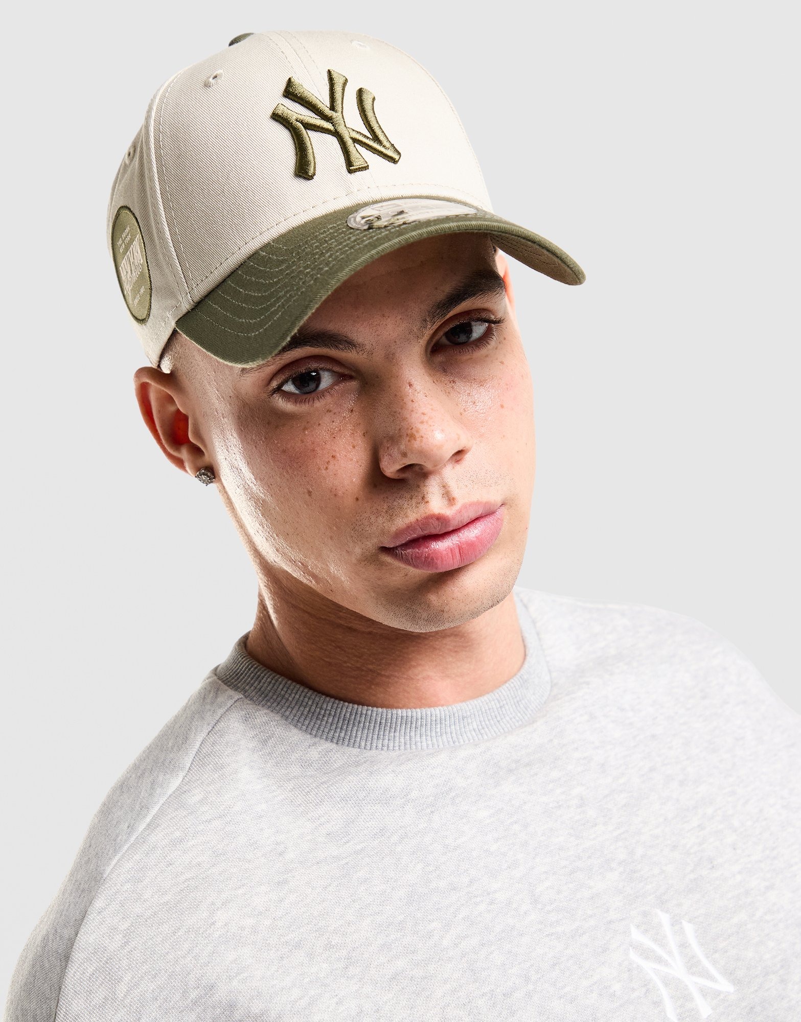Crème New Era MLB New York Yankees 9FORTY Patch Cap - JD Sports Nederland