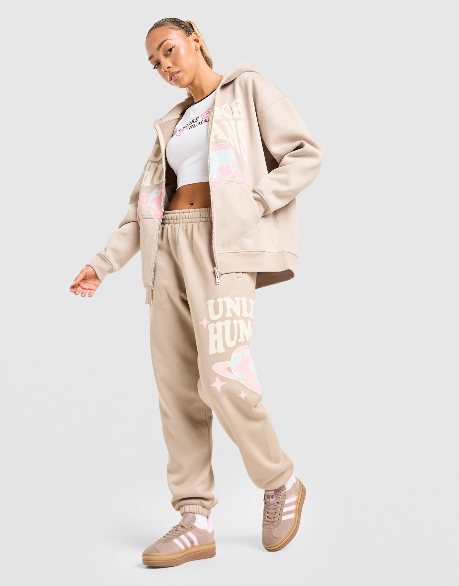 Brown Unlike Humans Protect Joggers | JD Sports UK