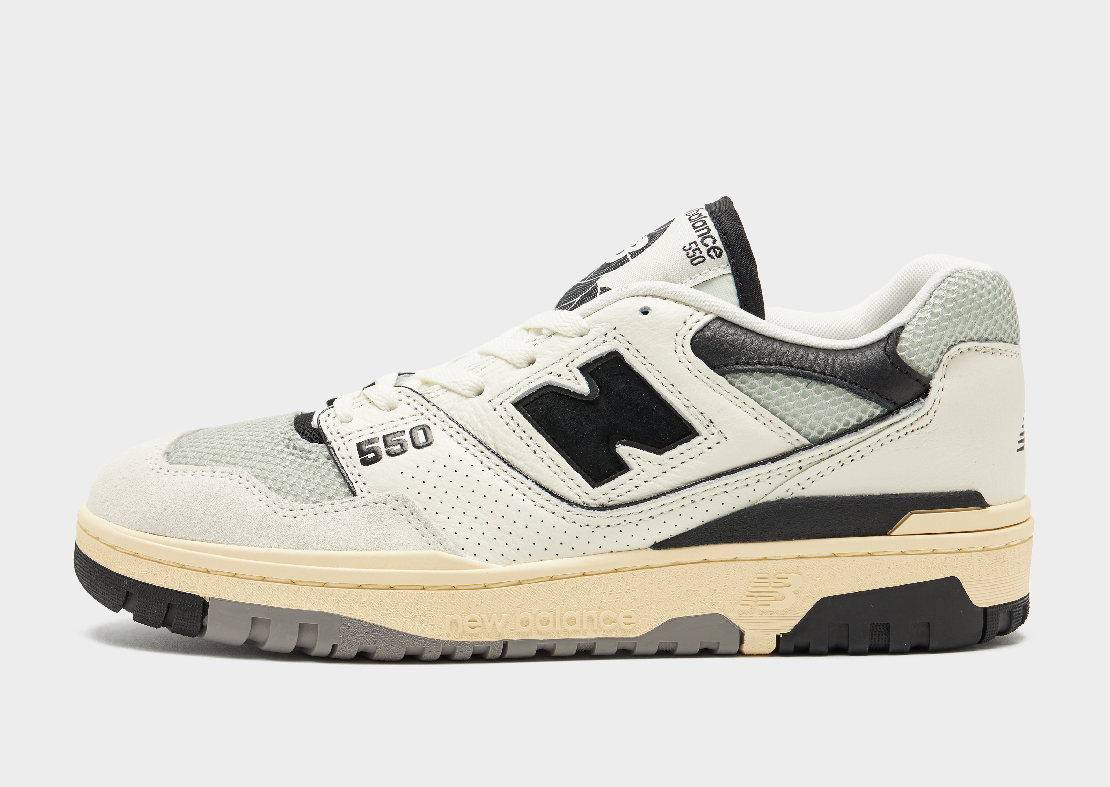 White New Balance 550 - JD Sports