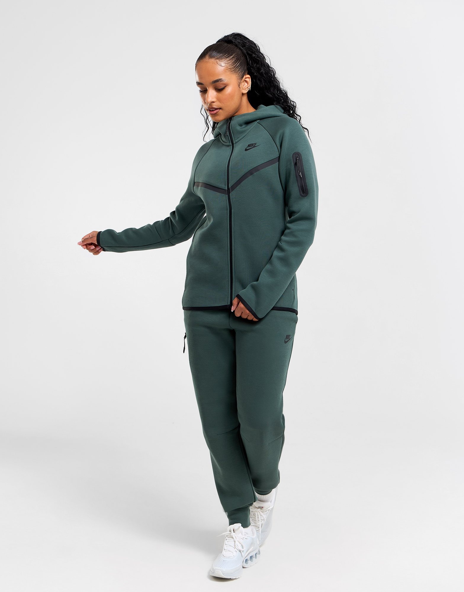 Green Nike Tech Fleece Hoodie - JD Sports