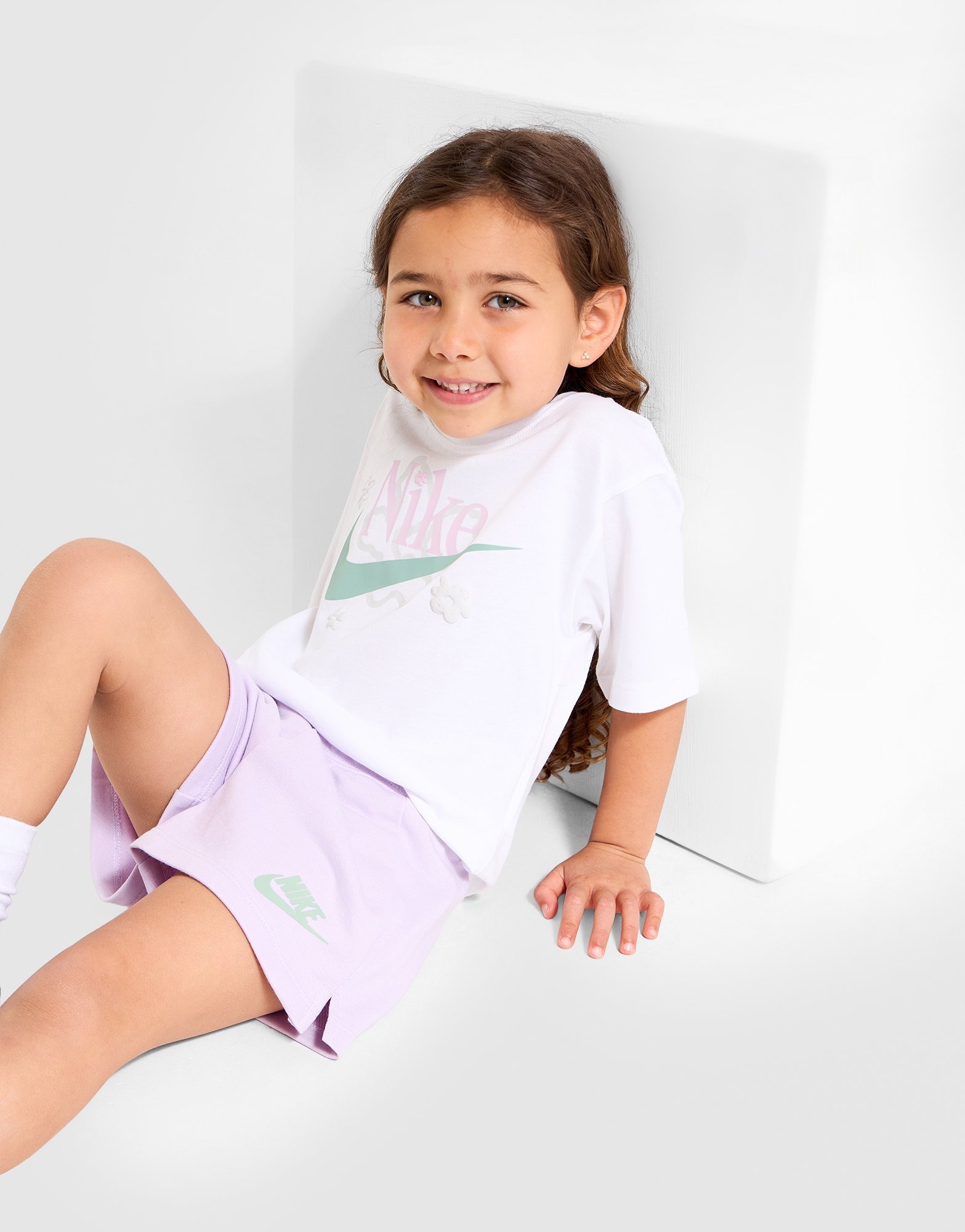 White Nike SB Flower T-Shirt/Shorts Sets Children's - JD Sports NZ