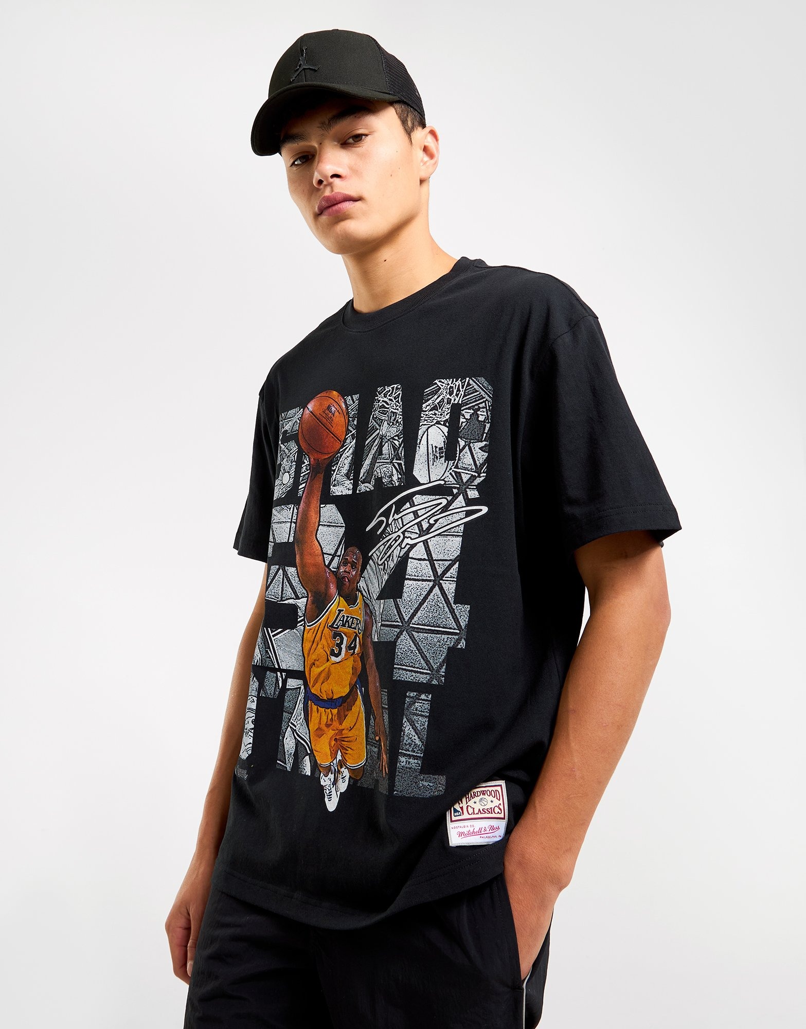 Black Mitchell & Ness LA Lakers Shaq T-Shirt - JD Sports NZ