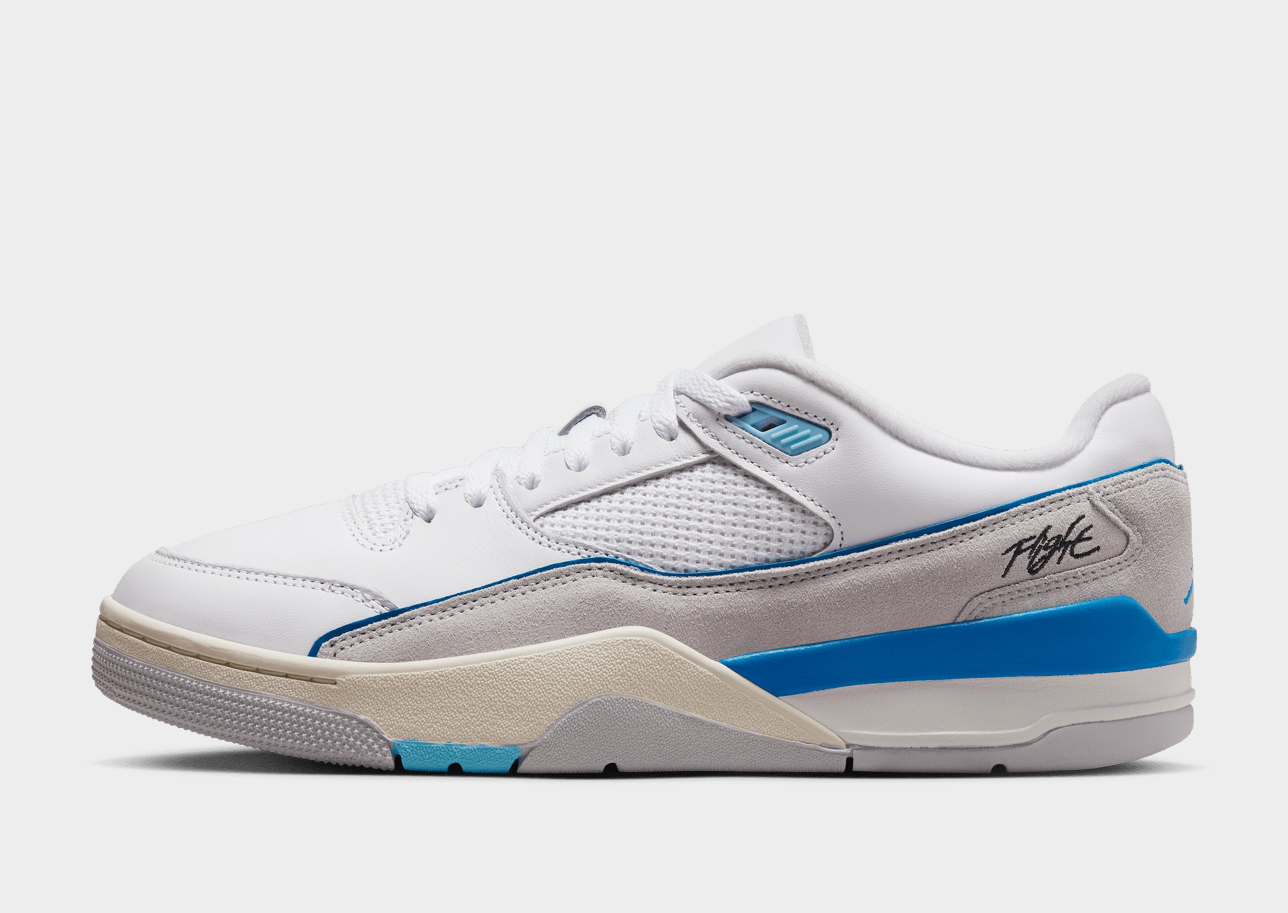White Jordan Flight Court - JD Sports Australia