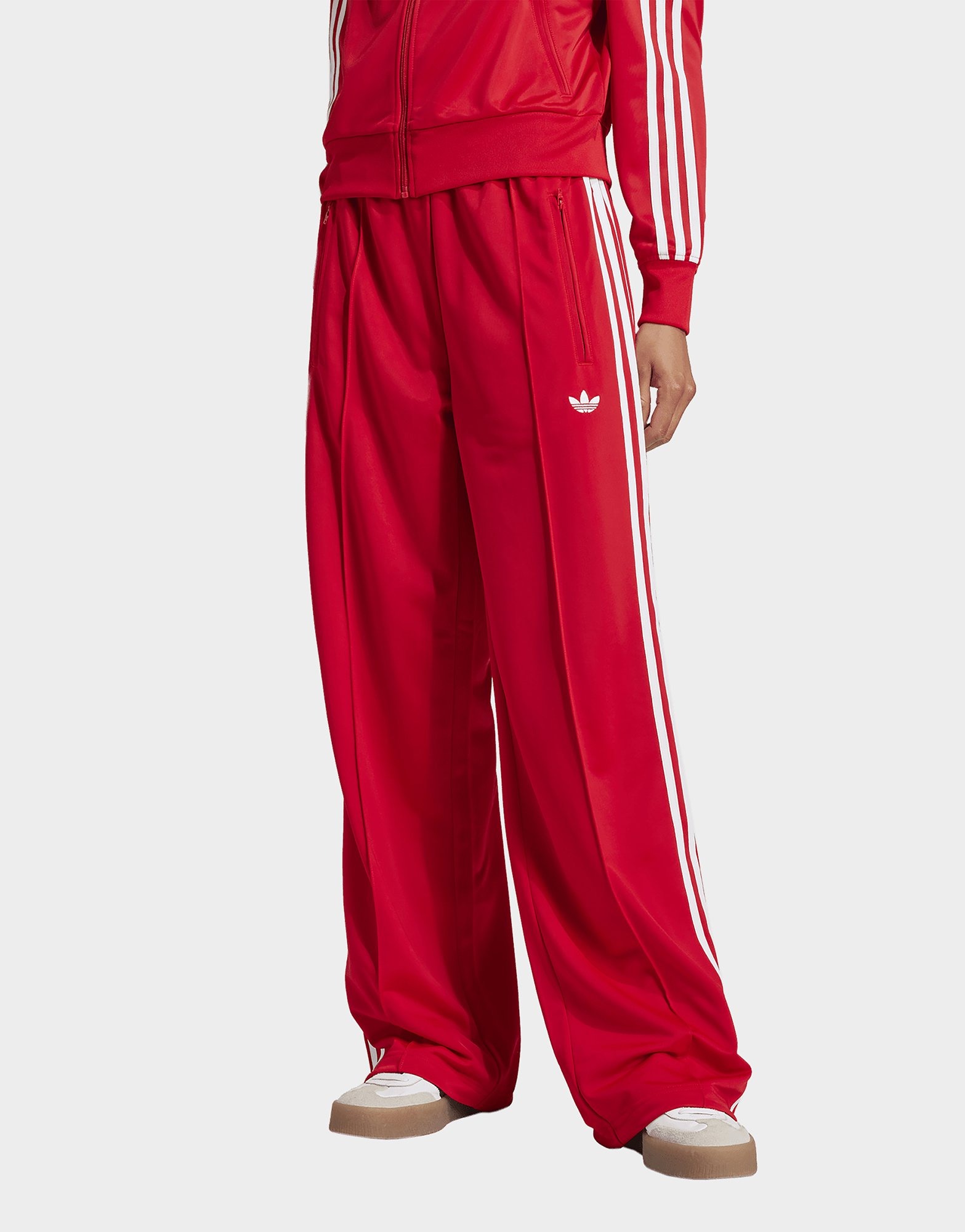 adidas Originals Pantalon de survêtement Firebird Oversize Rouge- JD ...