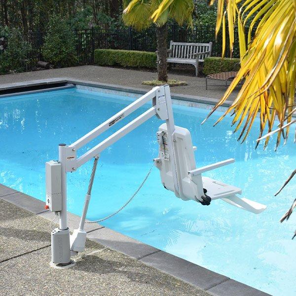 SR Smith 310-0000 aXs2 Rotational ADA Pool Lift with Anchor | Leslie's ...